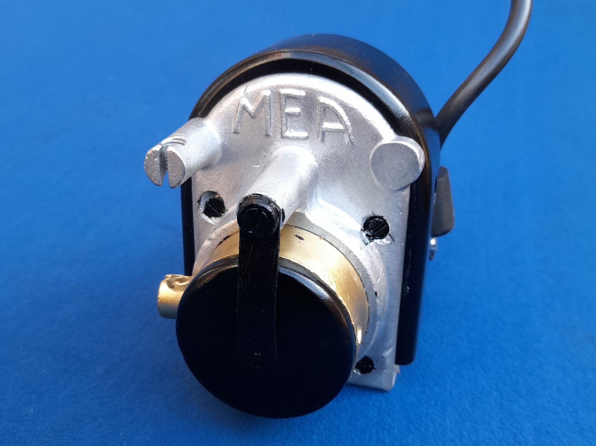 he Magneto Guys - Help identifying magnetos