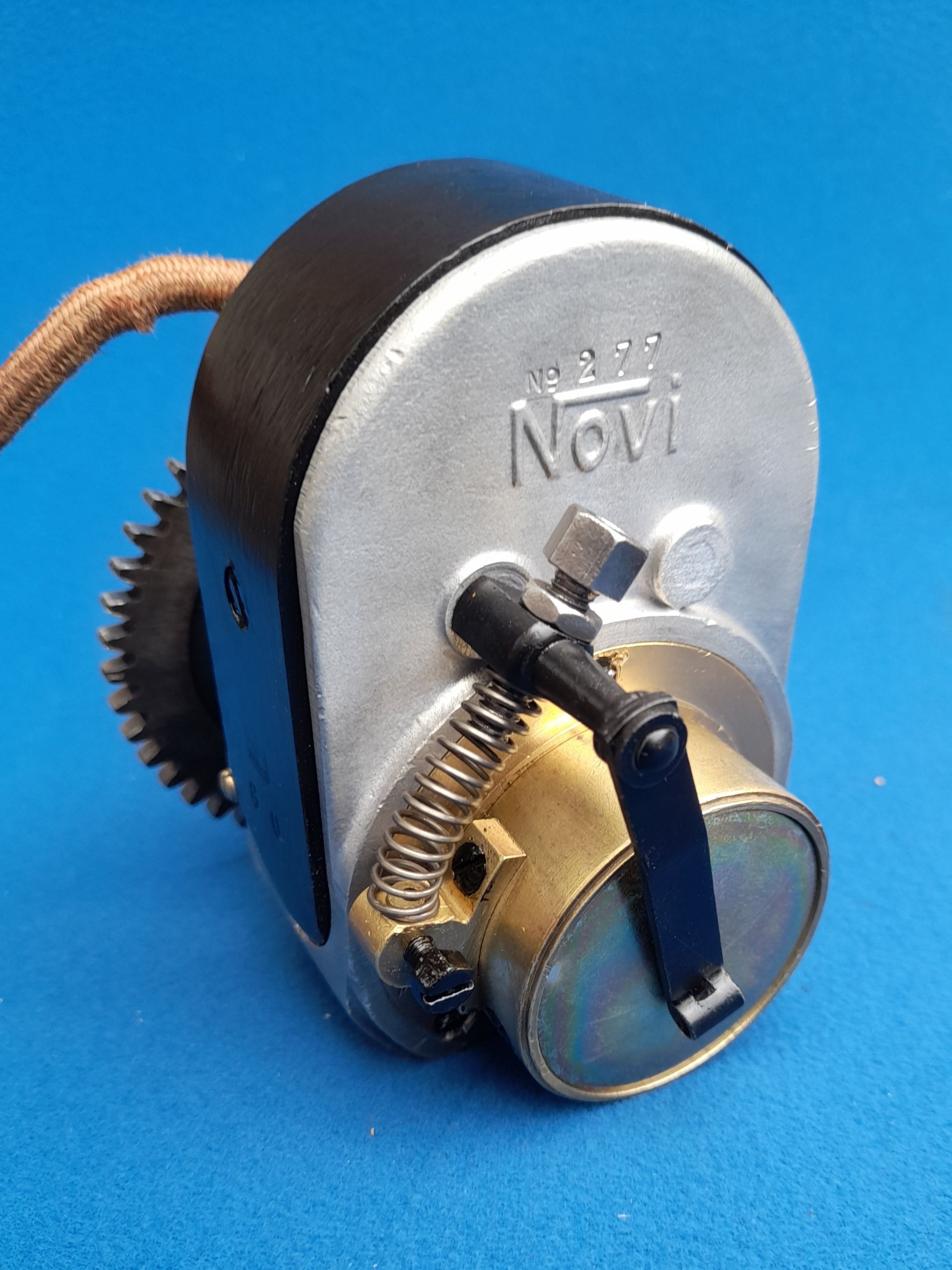 he Magneto Guys - Help identifying magnetos