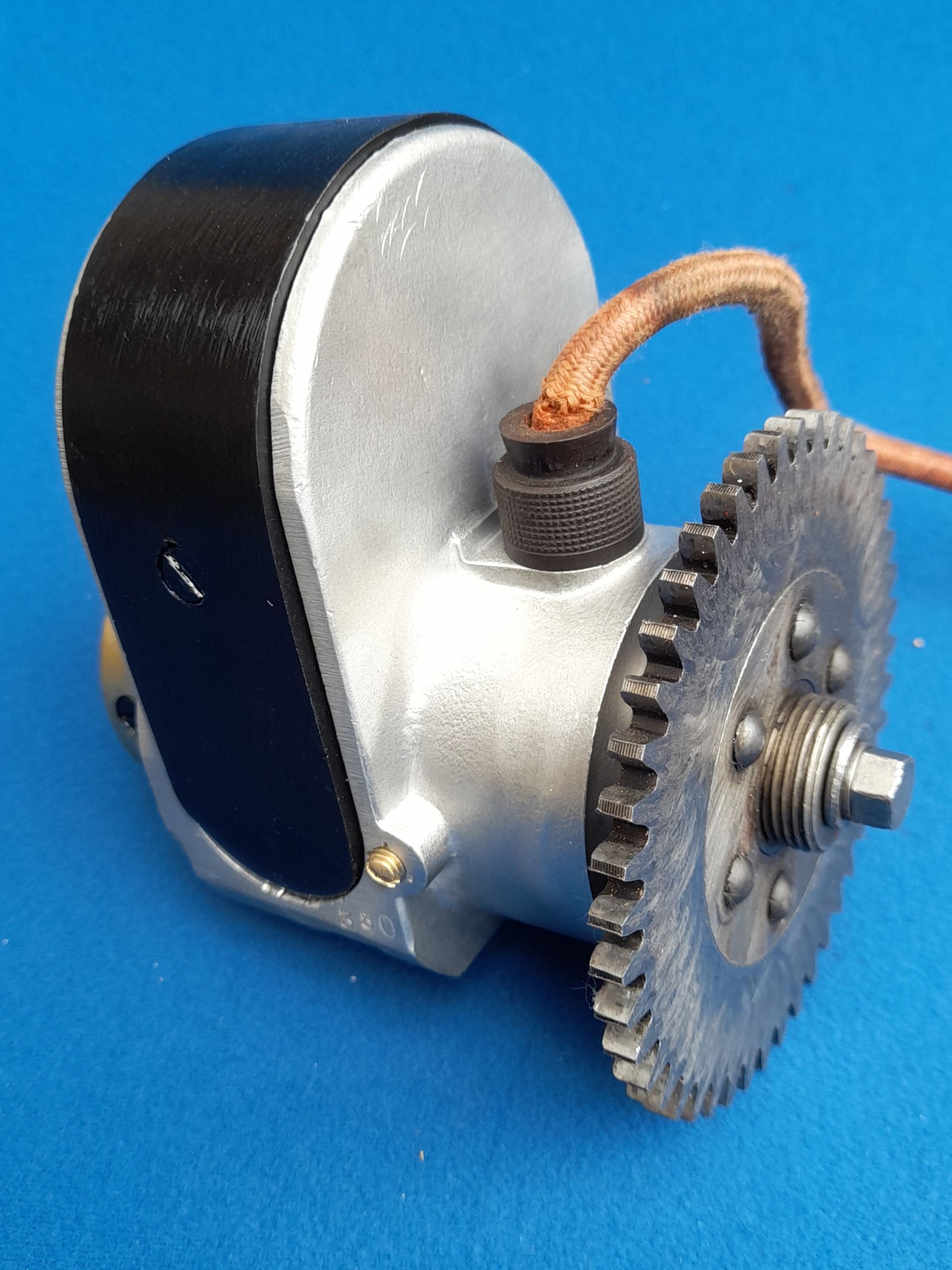 he Magneto Guys - Help identifying magnetos