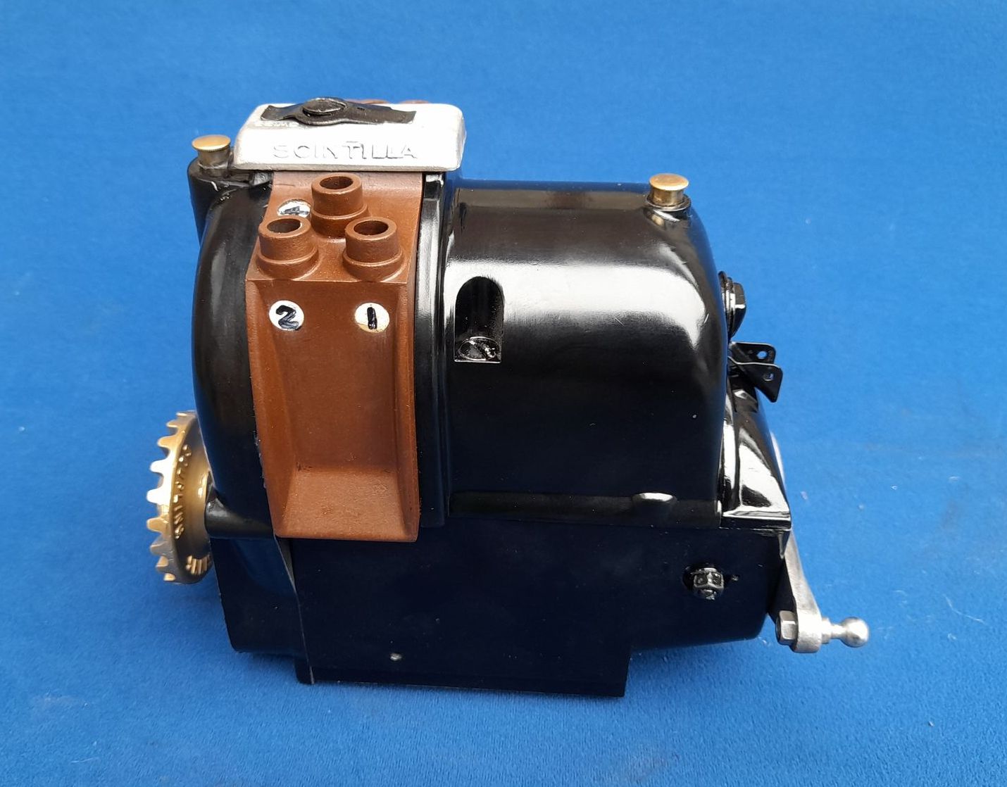 he Magneto Guys - Help identifying magnetos