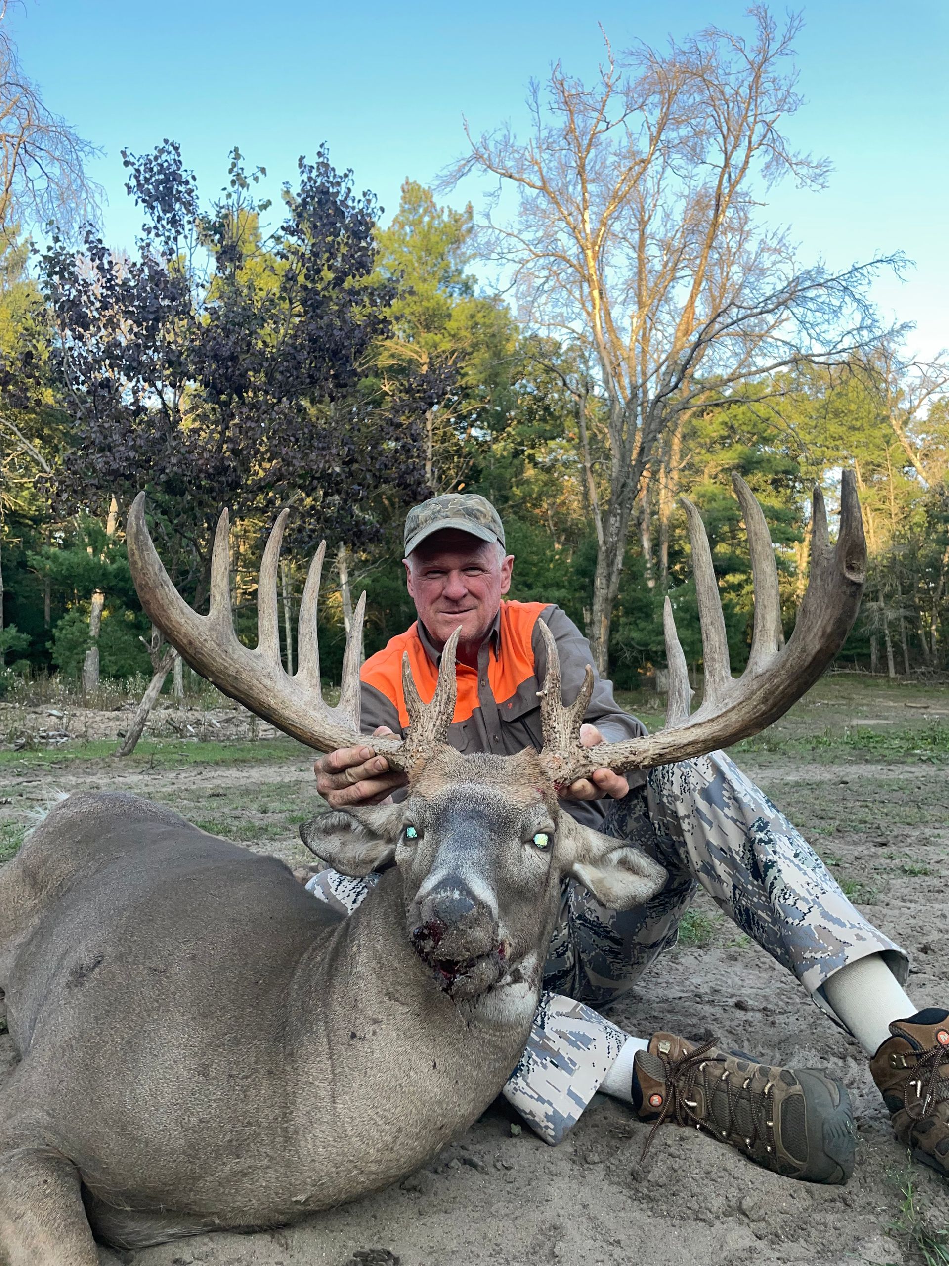 Michigan Whitetail Deer Hunts at the EC Whitetail Ranch