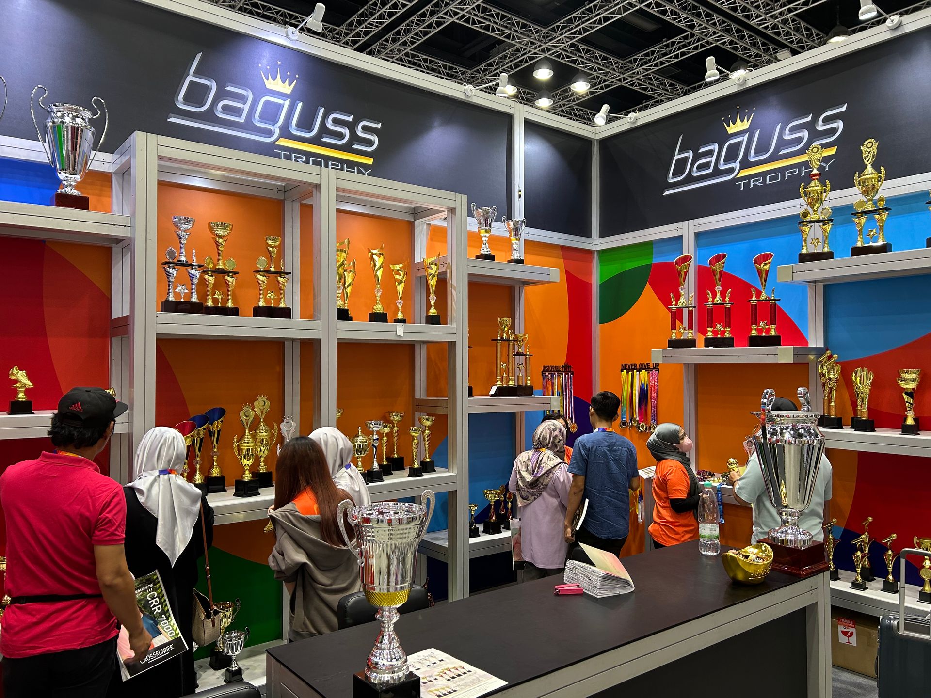 Quality Trophy & Medal Supplier & Manufacturer Malaysia | Baguss Enterprise