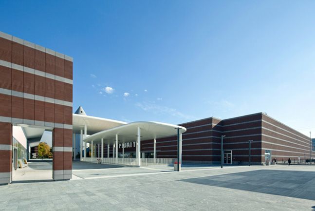 Architecture in terracotta - Terracotta wall cladding, rainscreen ...