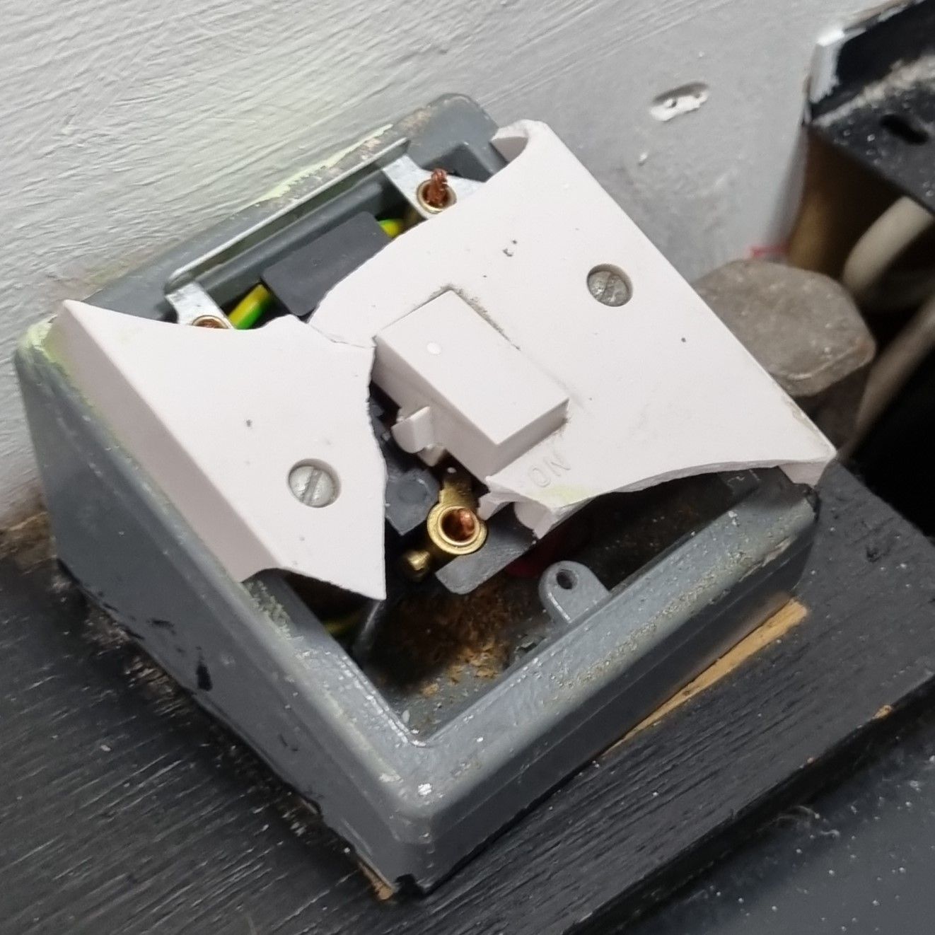 Commercial Eicr Fixed Wire Electrical Inspection And Testing