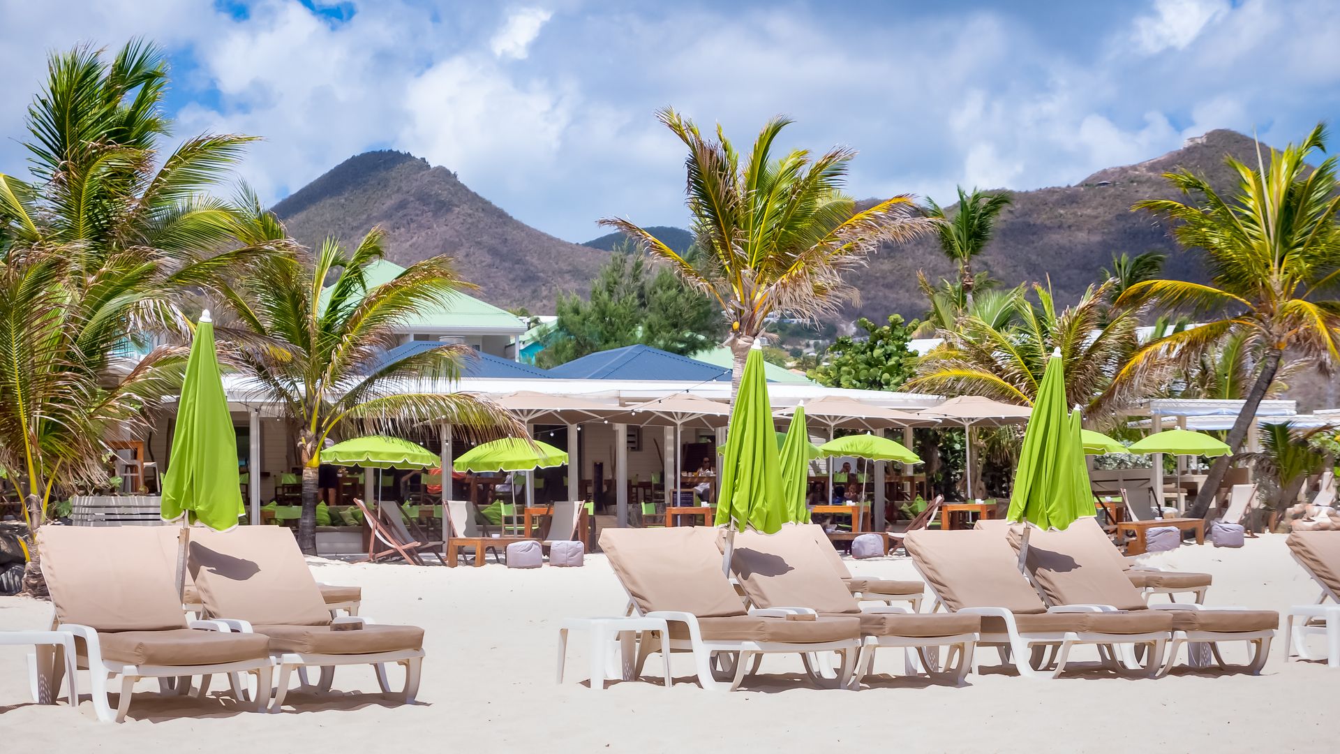 Home | Bikini Beach Restaurant | Saint-Martin