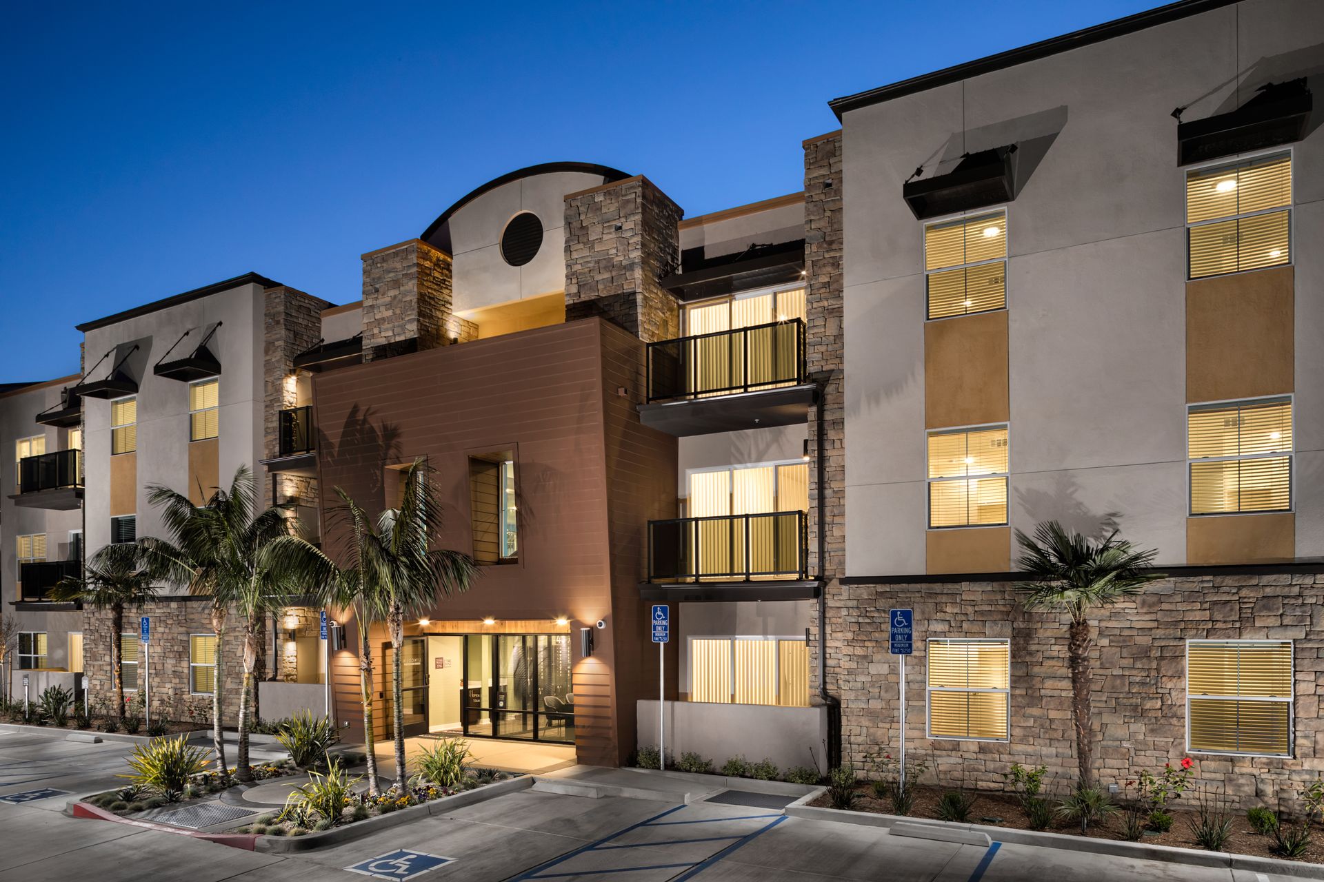 Townhomes & Apartments for Rent | Bonanni Communities | Cypress, CA