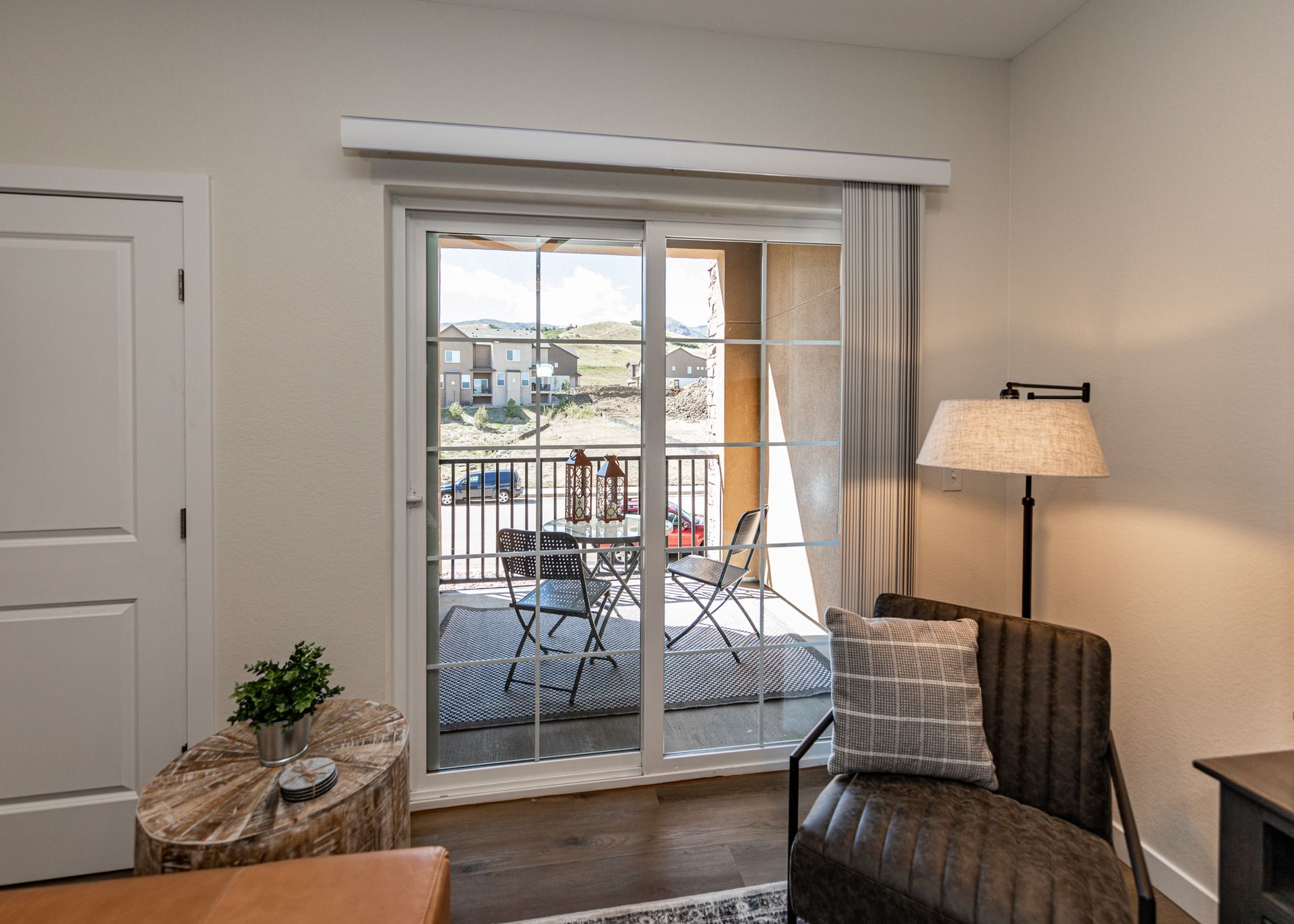 The Edge At Mountain Shadow | Apartments in Colorado Springs