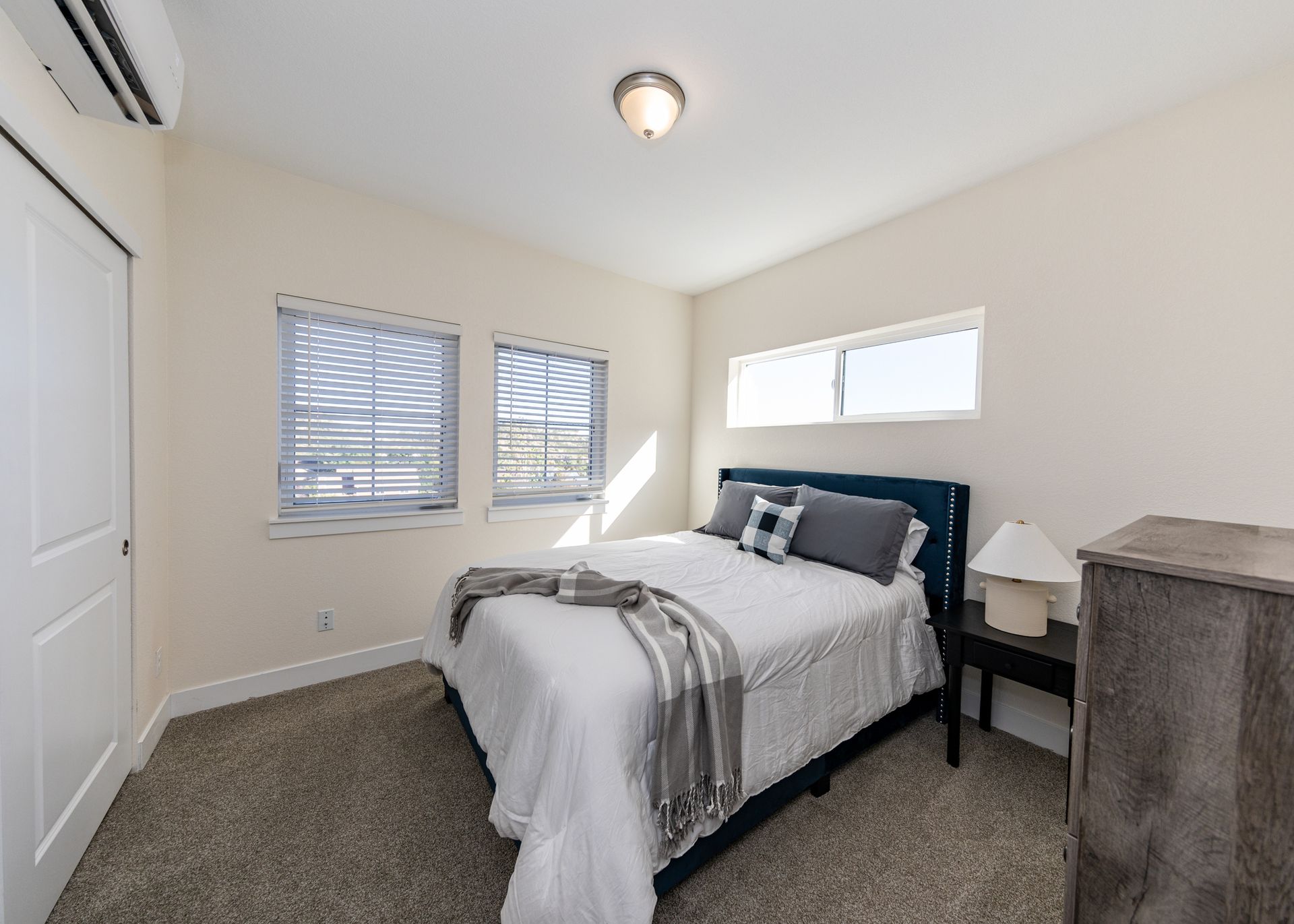The Edge At Mountain Shadow | Apartments in Colorado Springs