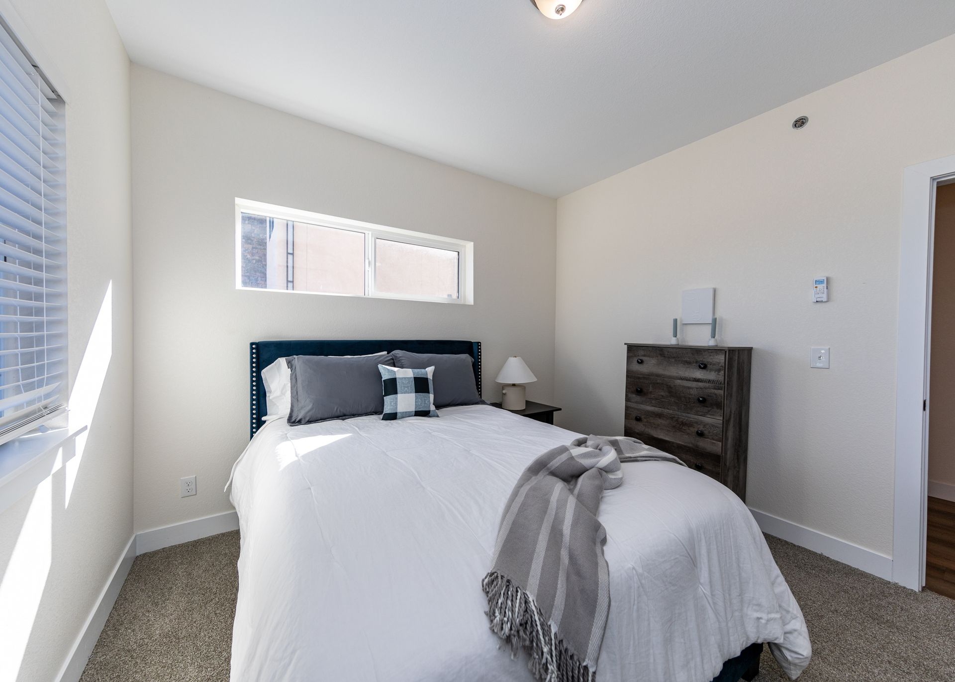 The Edge At Mountain Shadow | Apartments in Colorado Springs