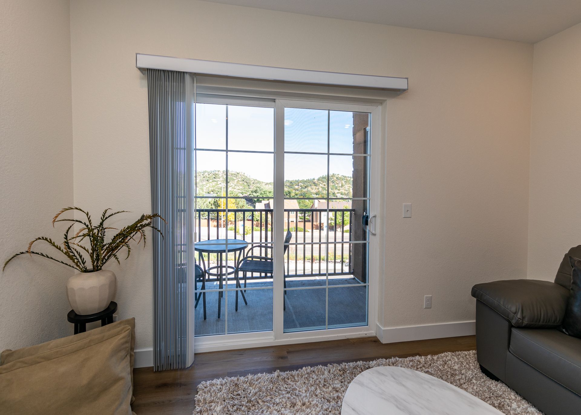 The Edge At Mountain Shadow | Apartments in Colorado Springs