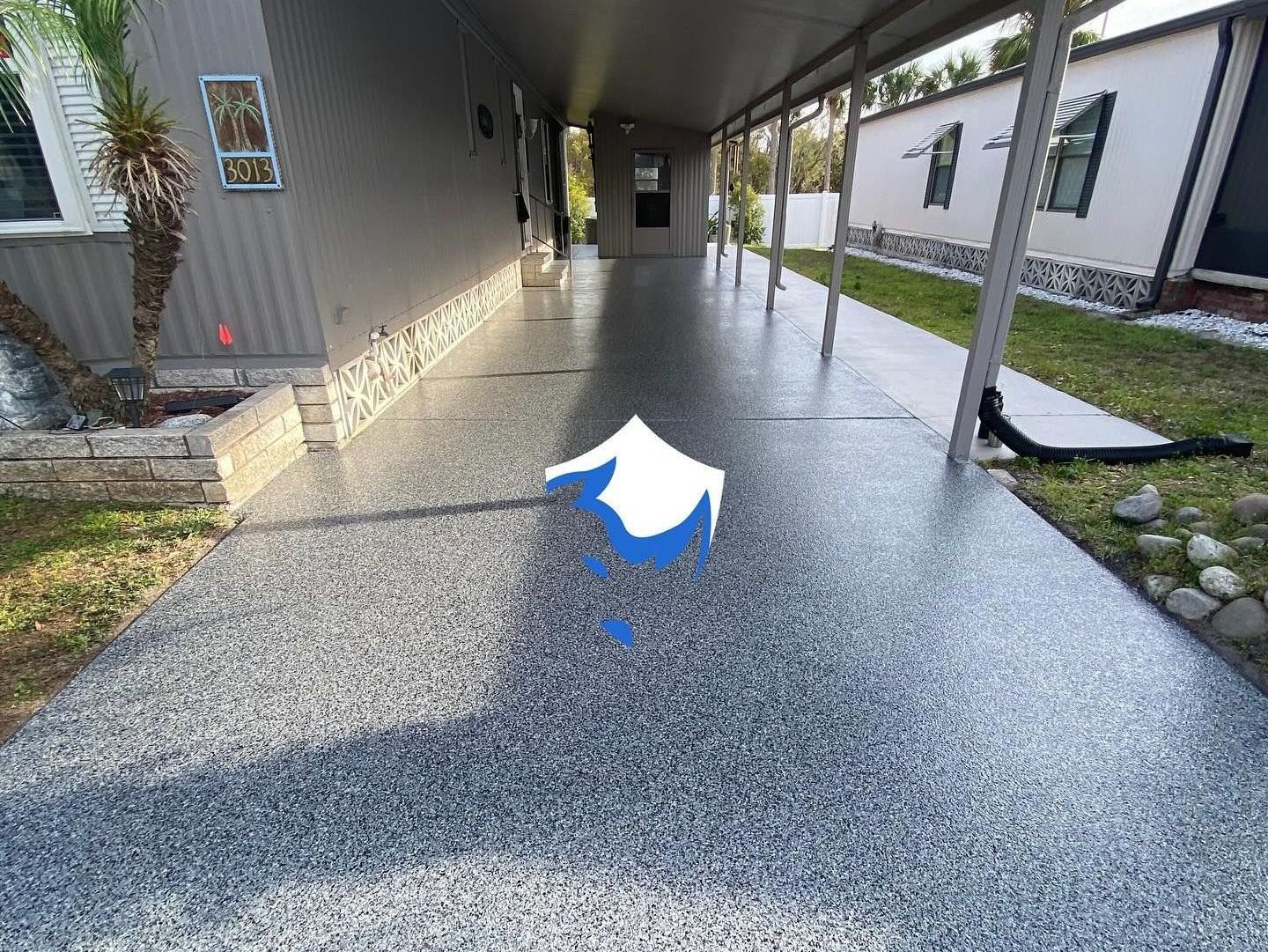 Rhino Epoxy Coatings | Lutz & Bradenton, FL | Epoxy Flooring Company