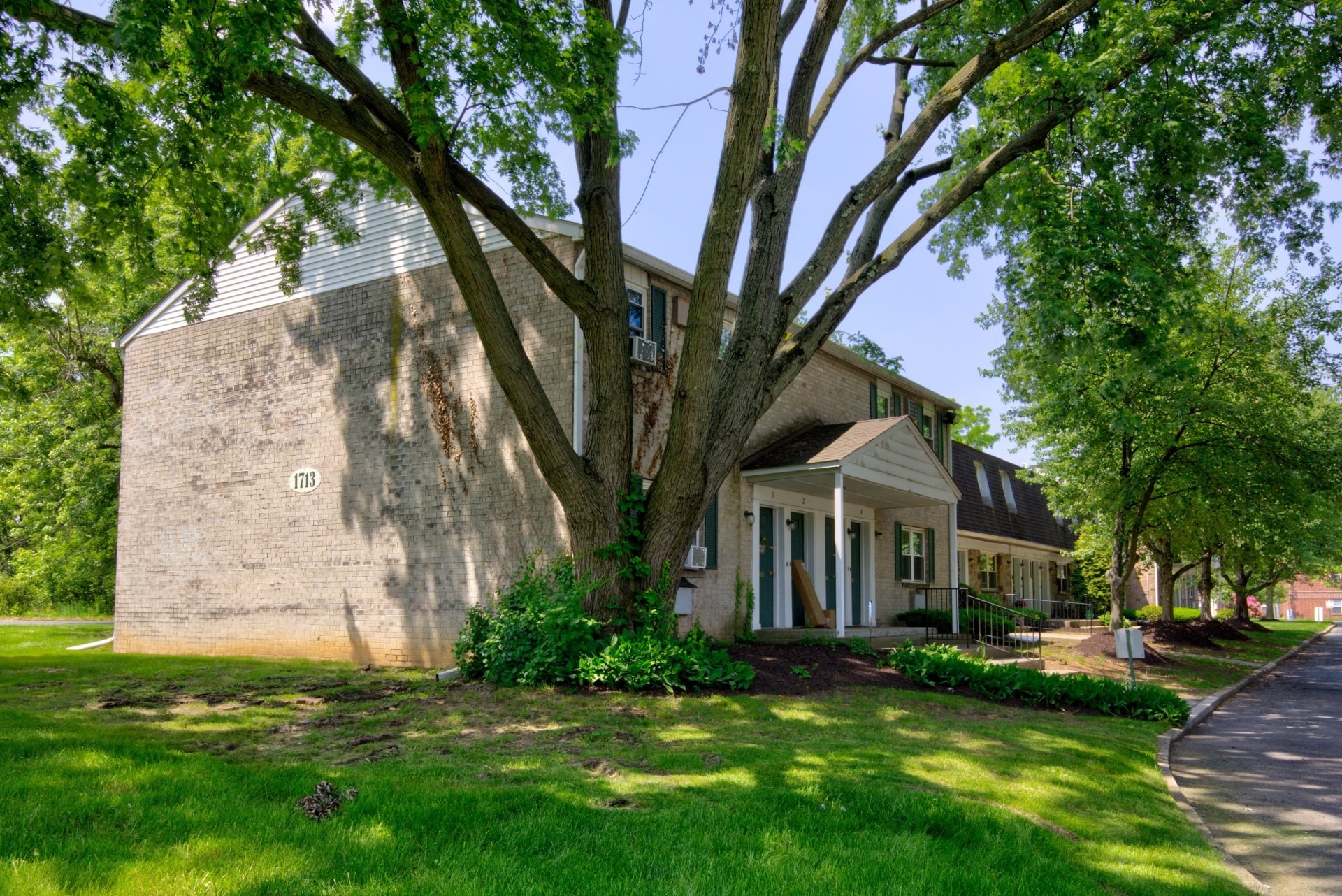 Home | Sheffield Square | Allentown, PA