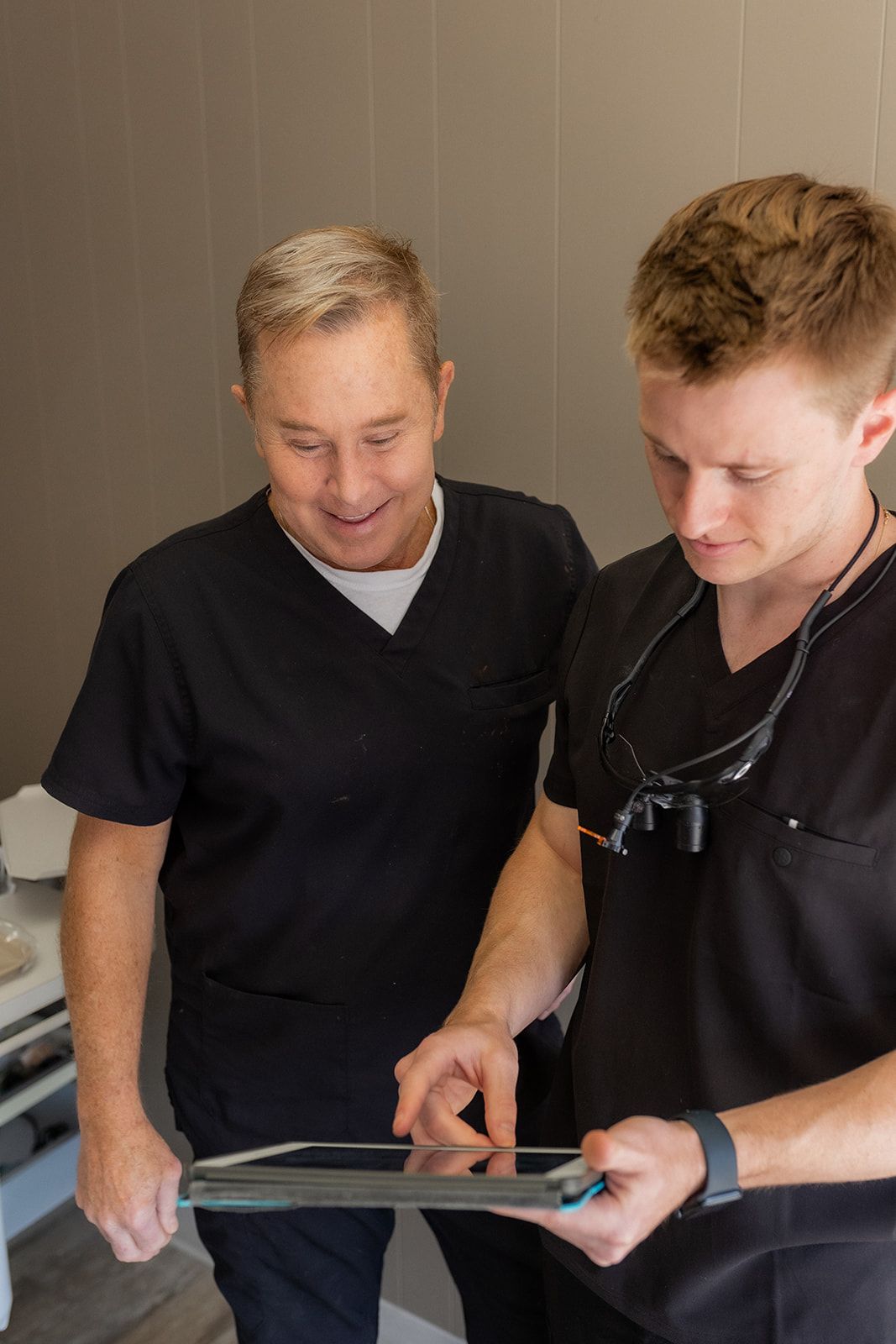 About Our Prairie Village Dentists - Emergency Tooth Pain Center