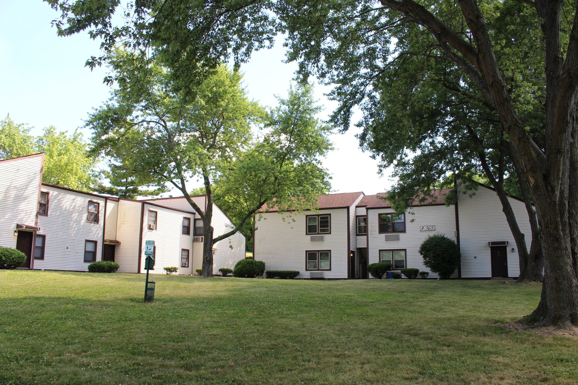 Prairie Hills Apartment | One, Two and Three Bed Apartments in Decatur