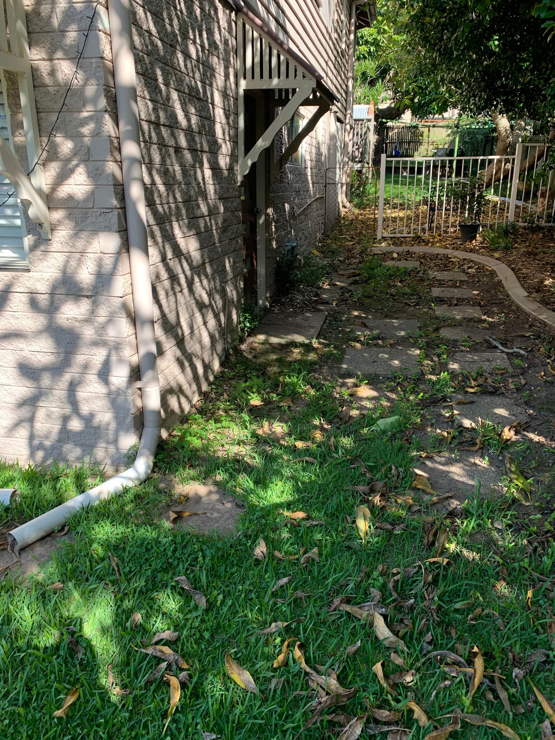 Concrete Garden Edging | Bayside, QLD | Kwik Kerb