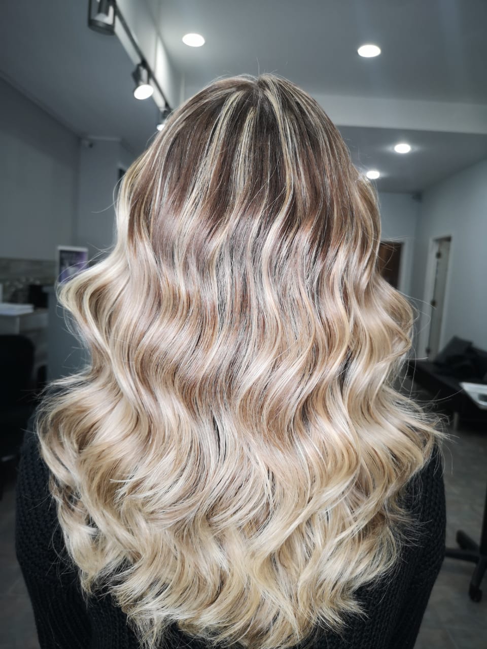 Hair Coloring Service Chicago, IL | Saraya Salon South Loop Hair Color