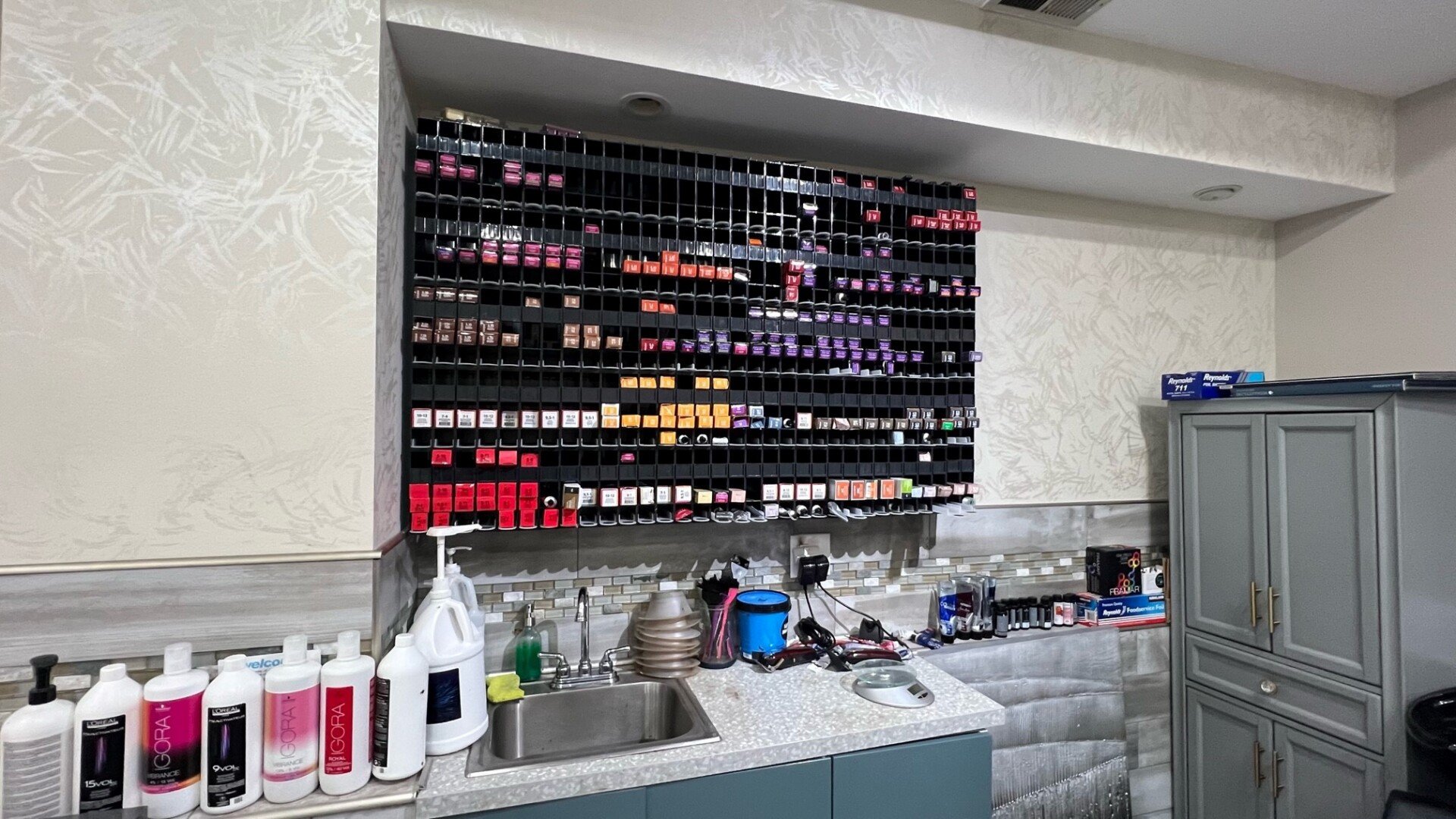 Hair Coloring & Highlights | Chicago, IL | Saraya Salon