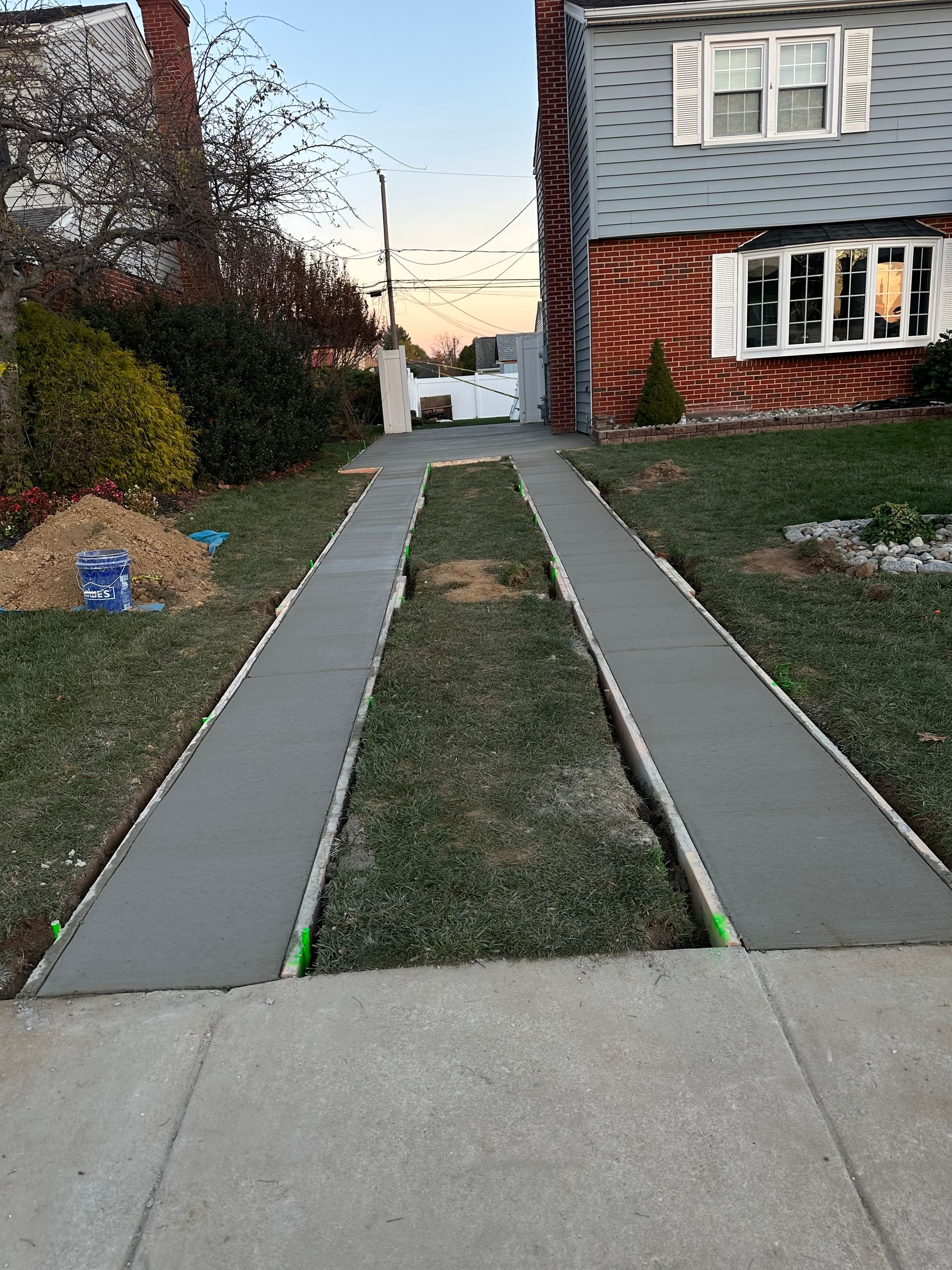 stamp concrete, color concrete, driways,sidewalks ,patios, steps, garages