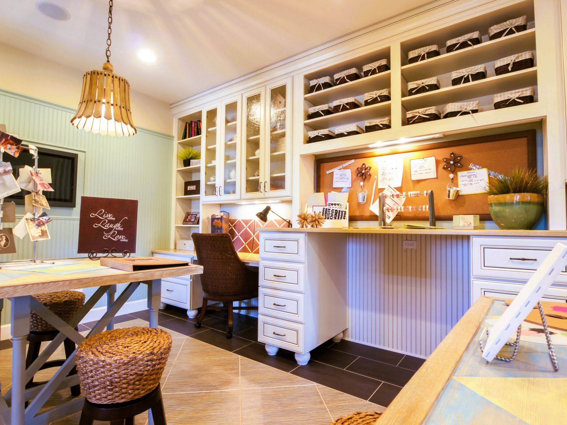 4 Compelling Reasons to Convert Your Basement into a Craft Room