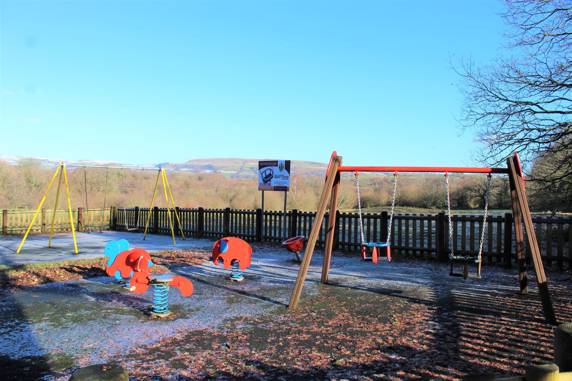 Play Areas - Childrens Play Areas and Playgrounds in Llantwit Fardre