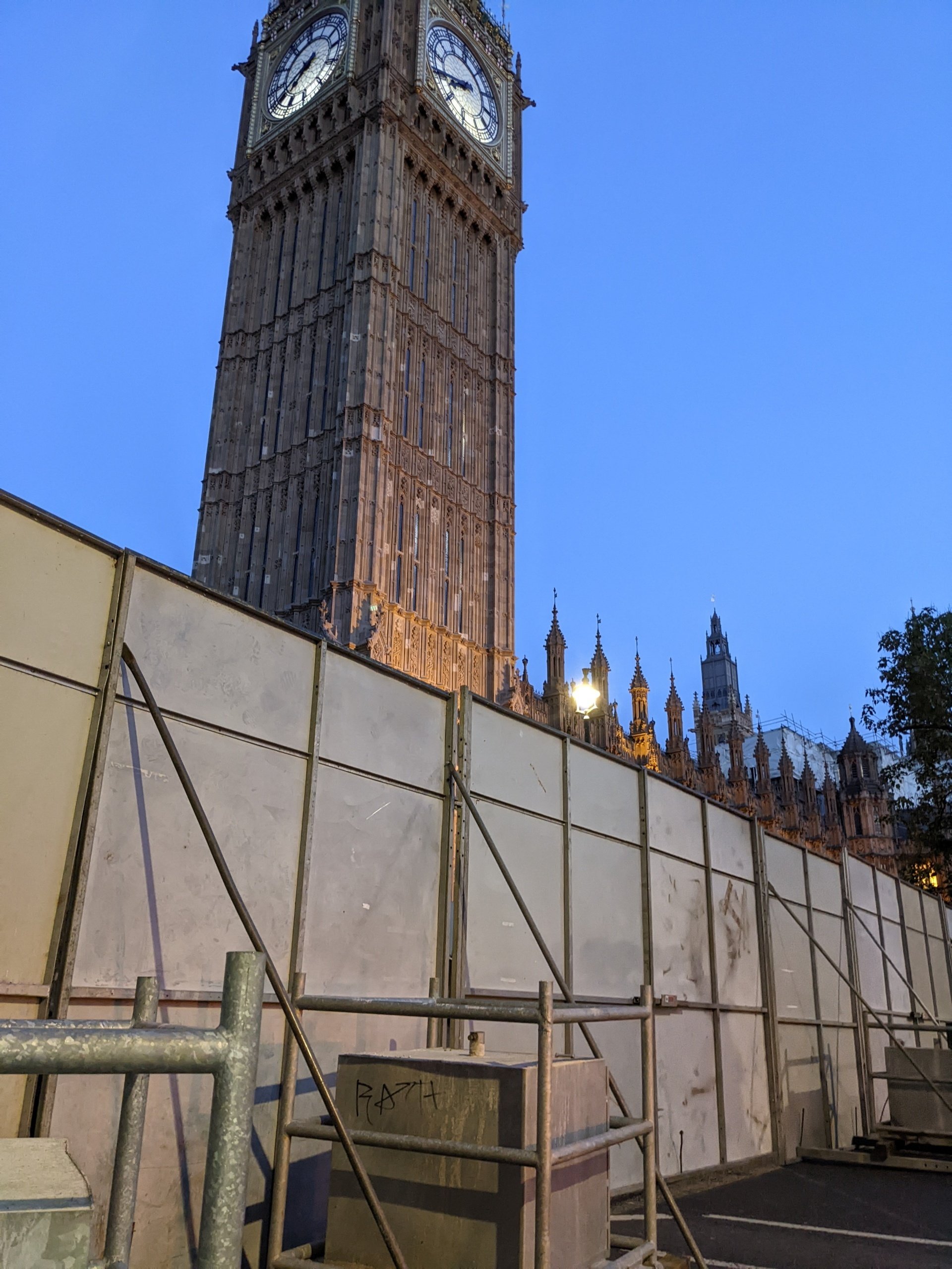 steelshield temporary security fencing for events