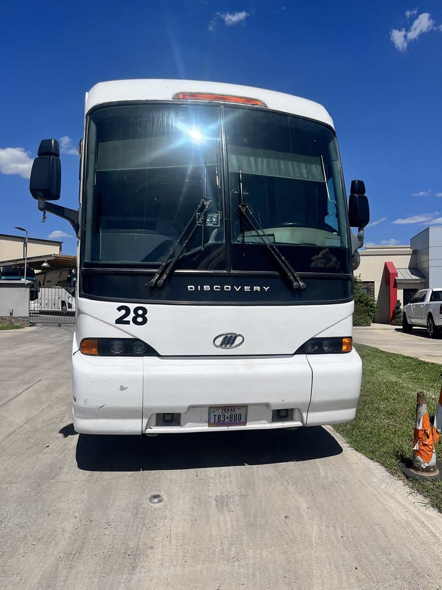 Our Fleet | Platinum Xpress Bus Houston TX