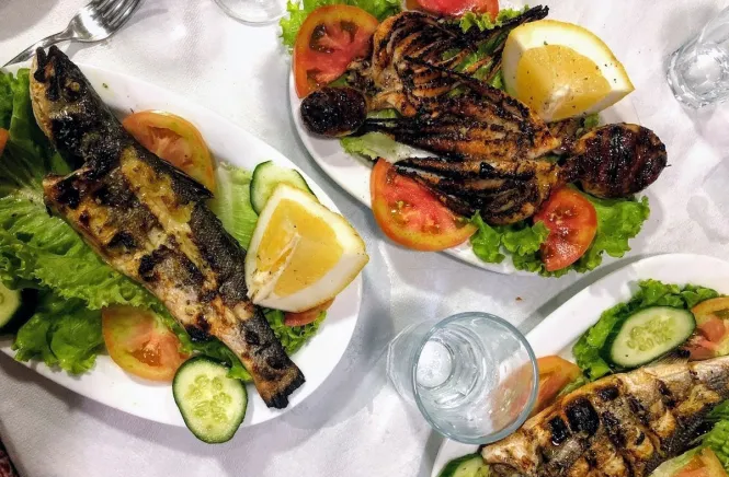 15+ Best Restaurants to Eat in Saranda, Albania