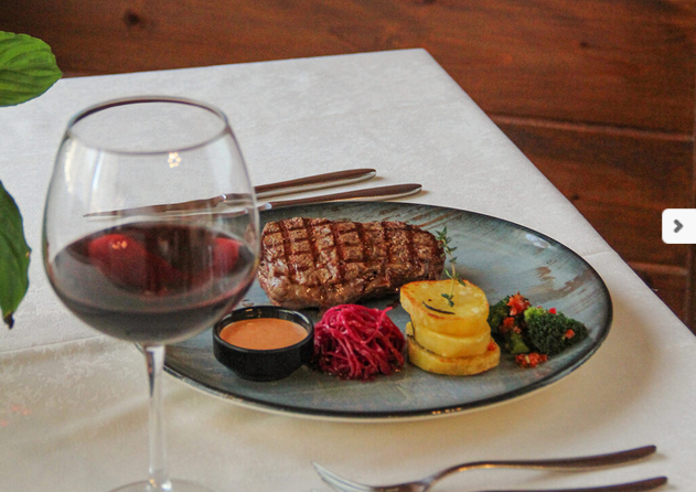 15+ Best Restaurants to Eat in Saranda, Albania