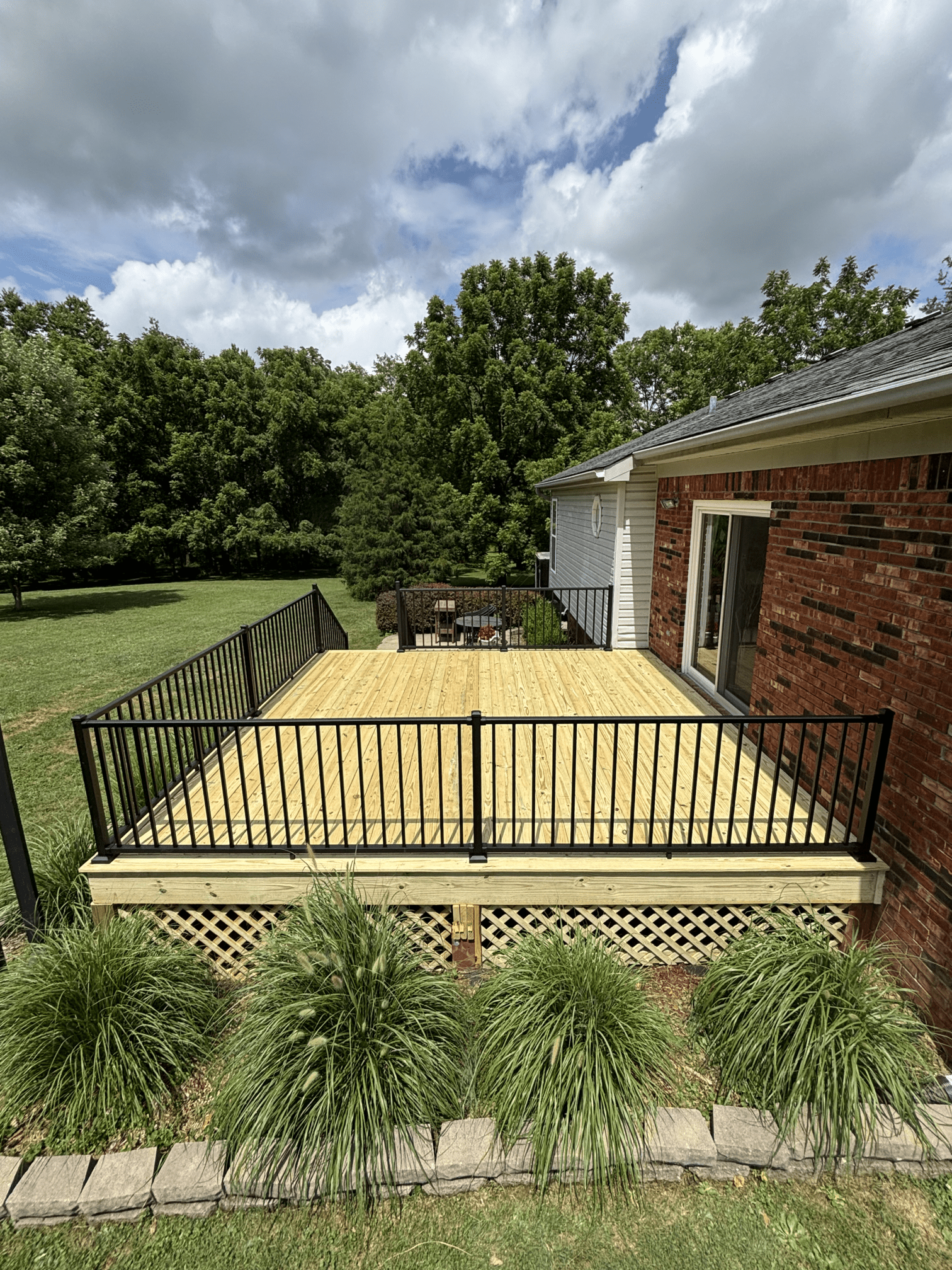 Custom Deck Builder in Oldham County – Deckheads