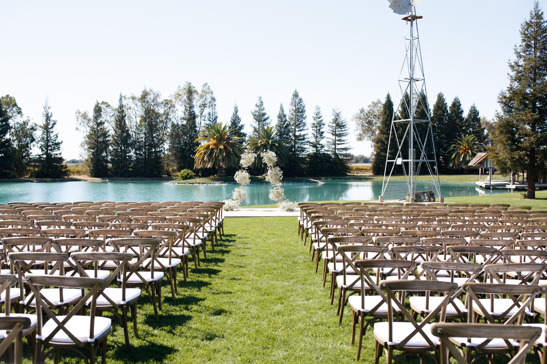 Lakeview Estates Gallery, Outdoor Sacramento Wedding Ideas