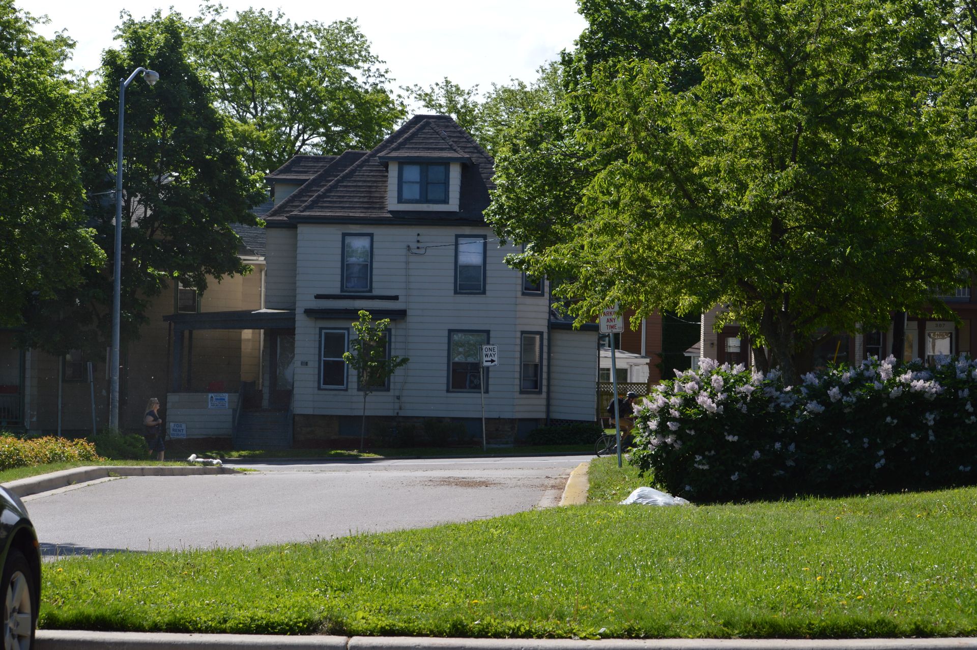 Capitol Park | Colonial Property Management LLC