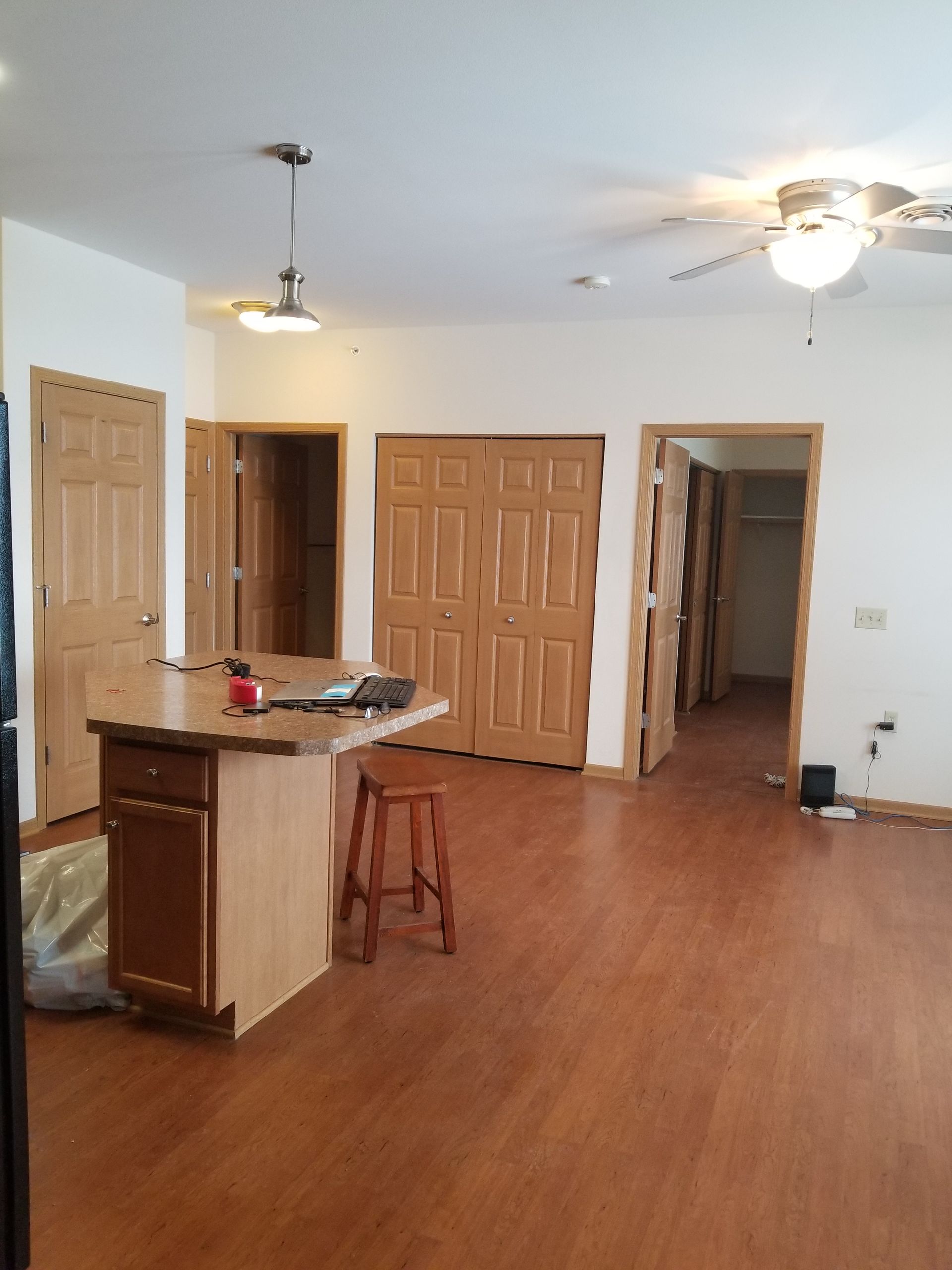 Oakview Garden | Colonial Property Management LLC