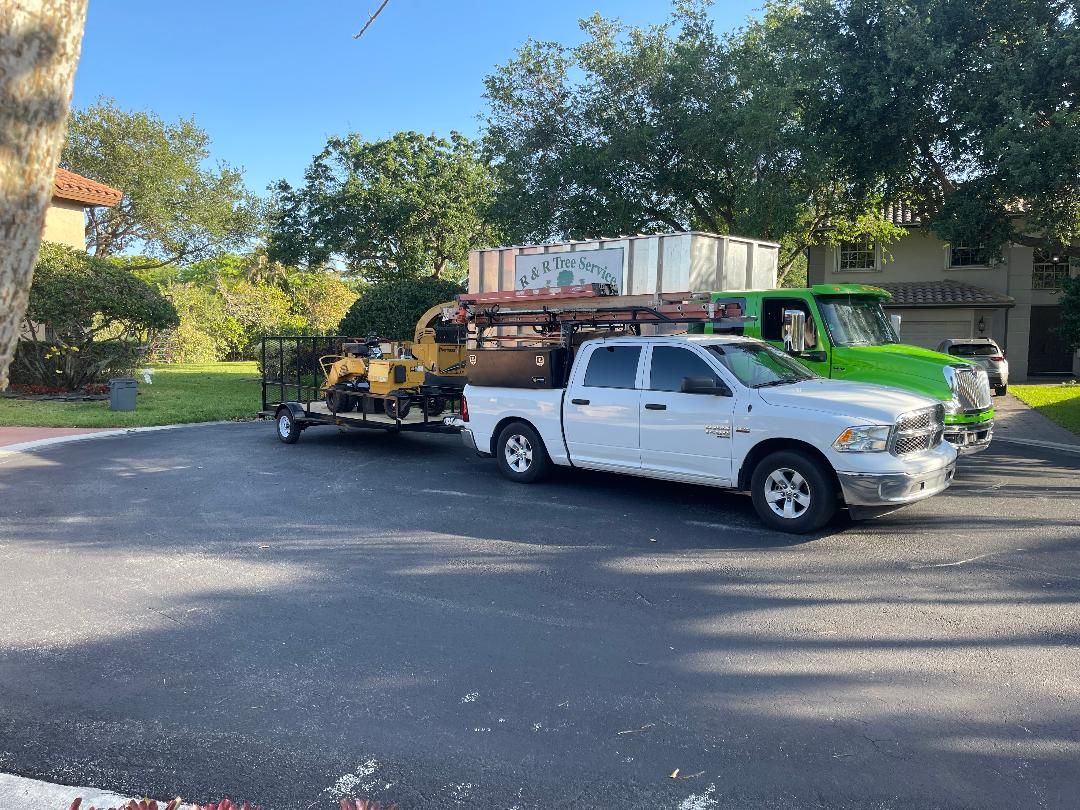 R&R Tree Service-is Home