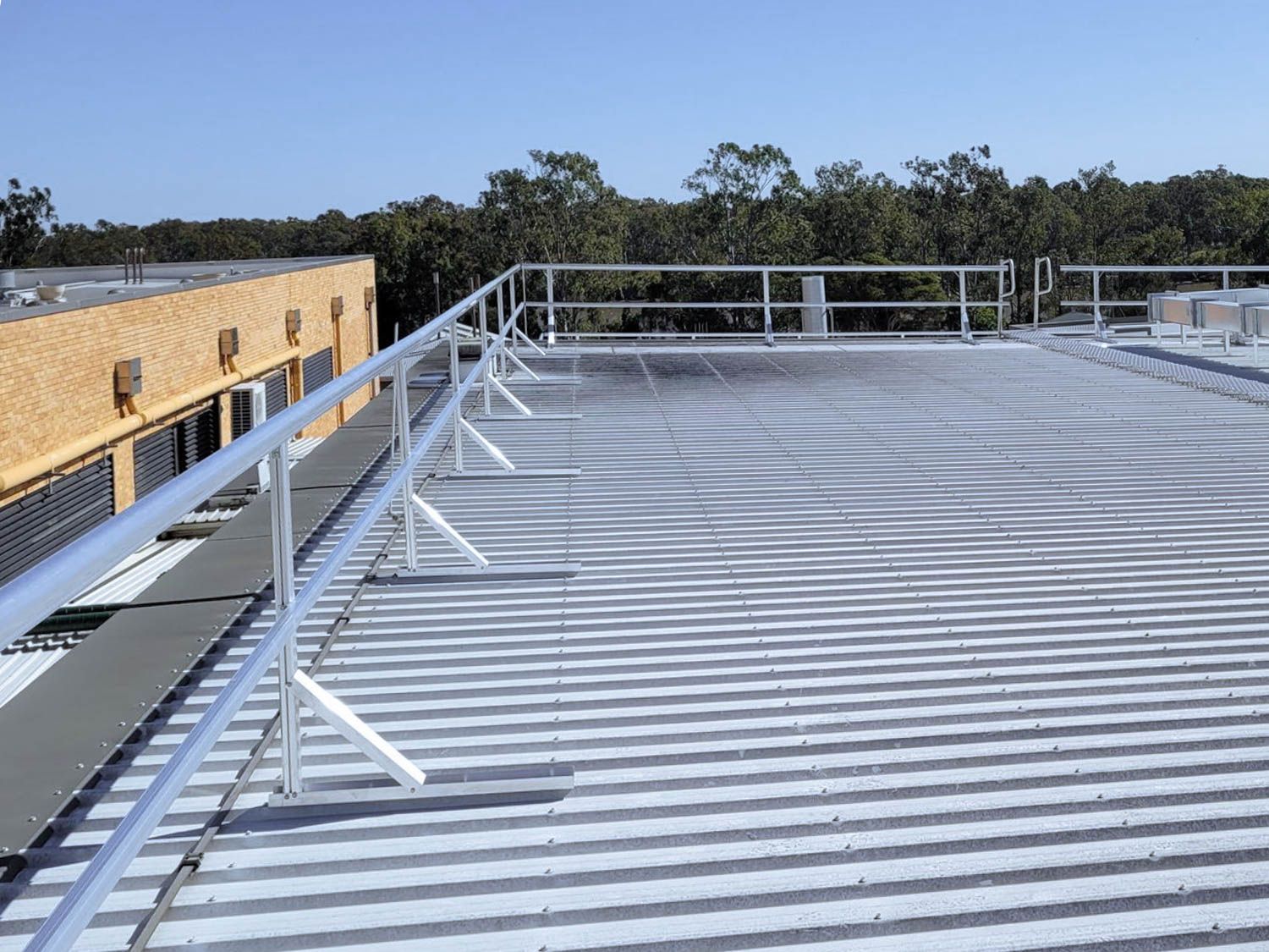 Roof Rail Systems - Expertly Engineered For Safety & Compliance
