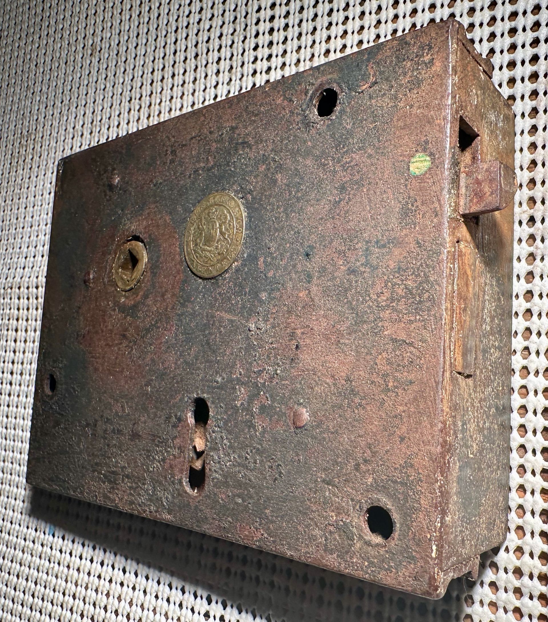 Hardware - Locks and Latches - Carpenter Locks