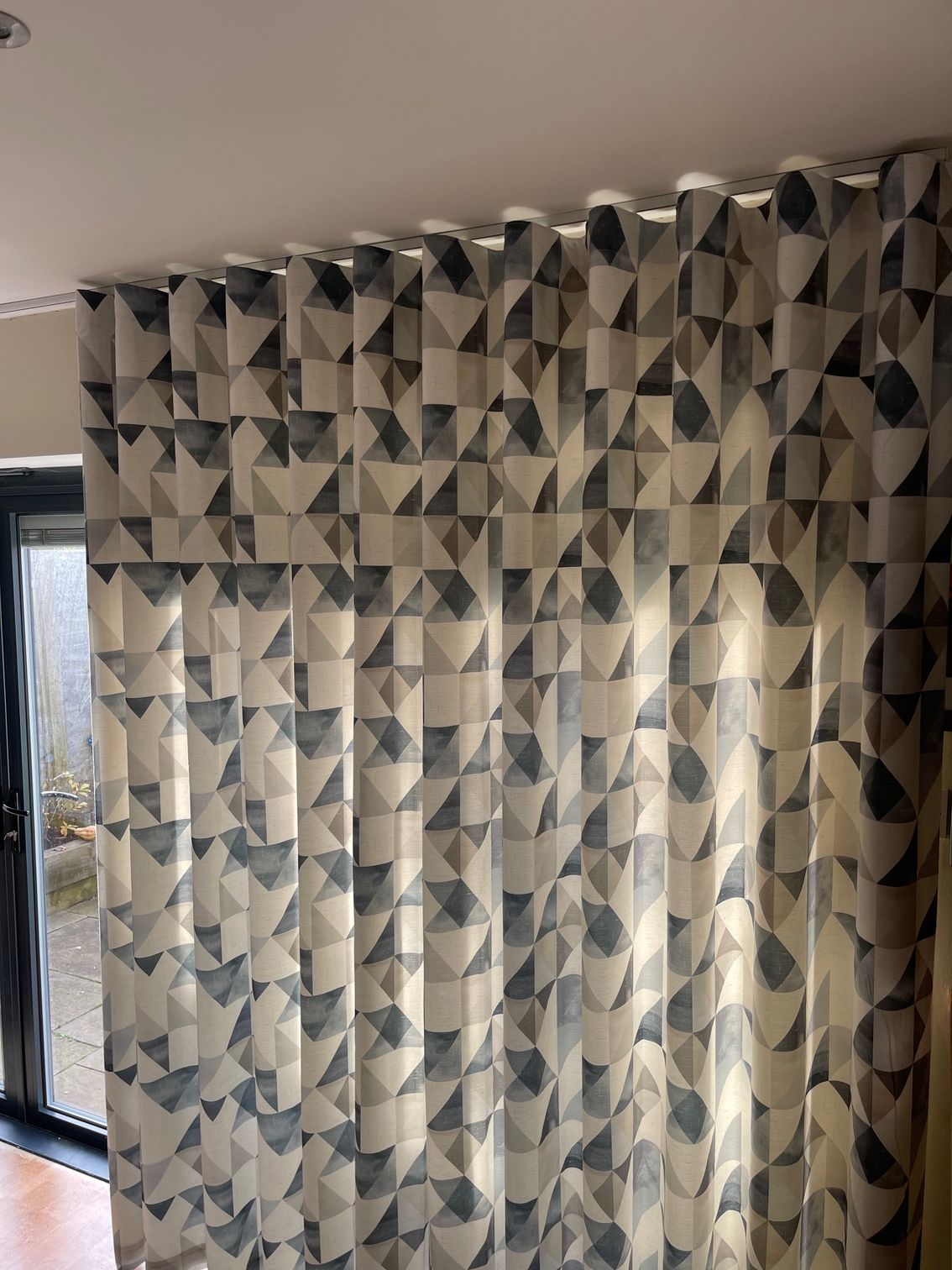 Blinds & Curtains | Milton Keynes | Graham Horniblew
