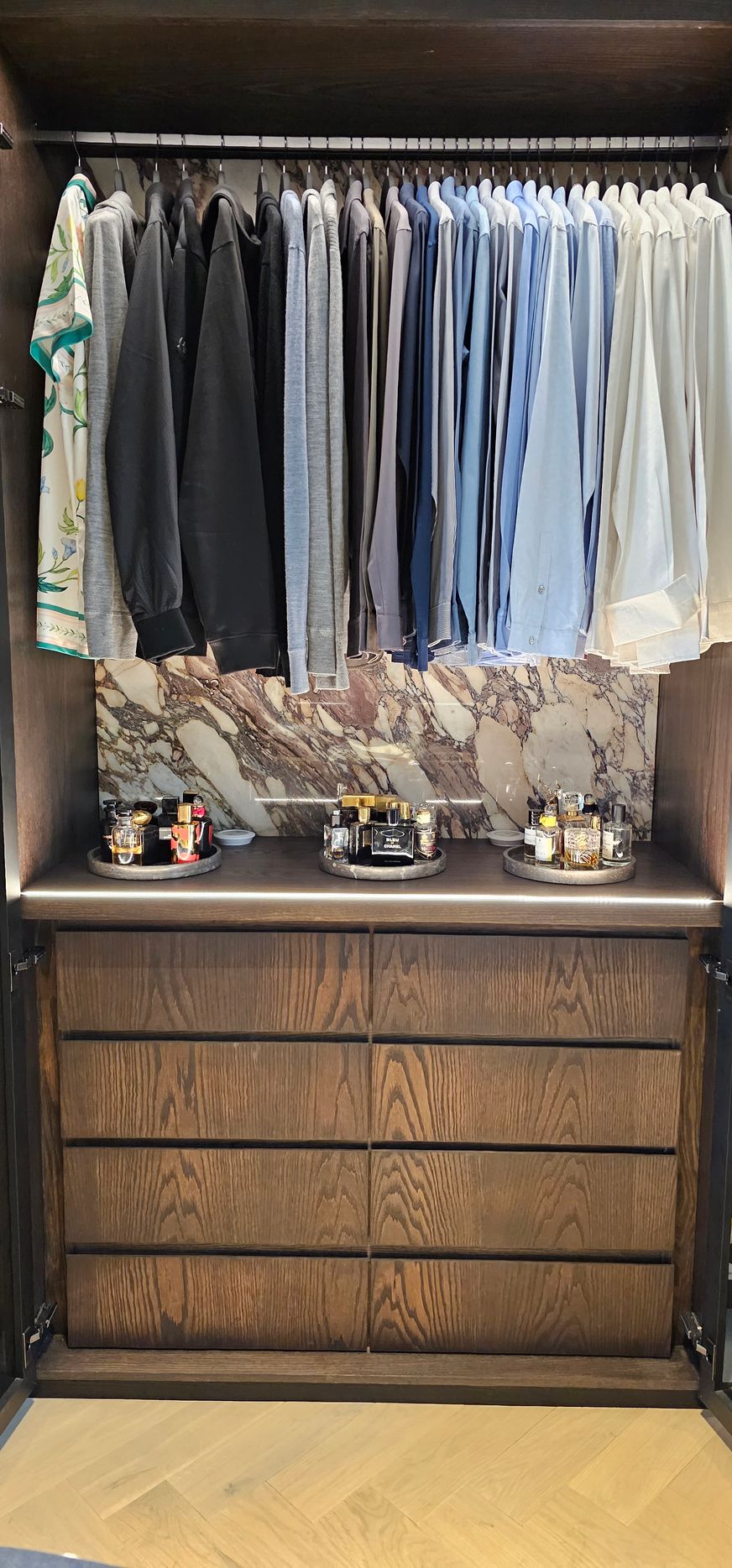 MK Method | Wardrobe