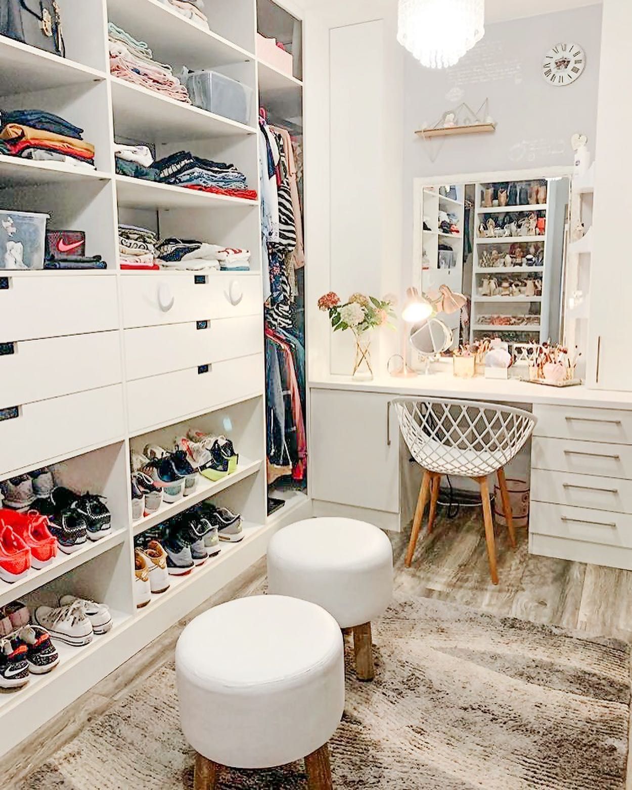 MK Method | Wardrobe