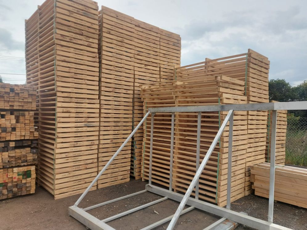 Wooden Pallets in Hunter Valley | DGW Wood Products