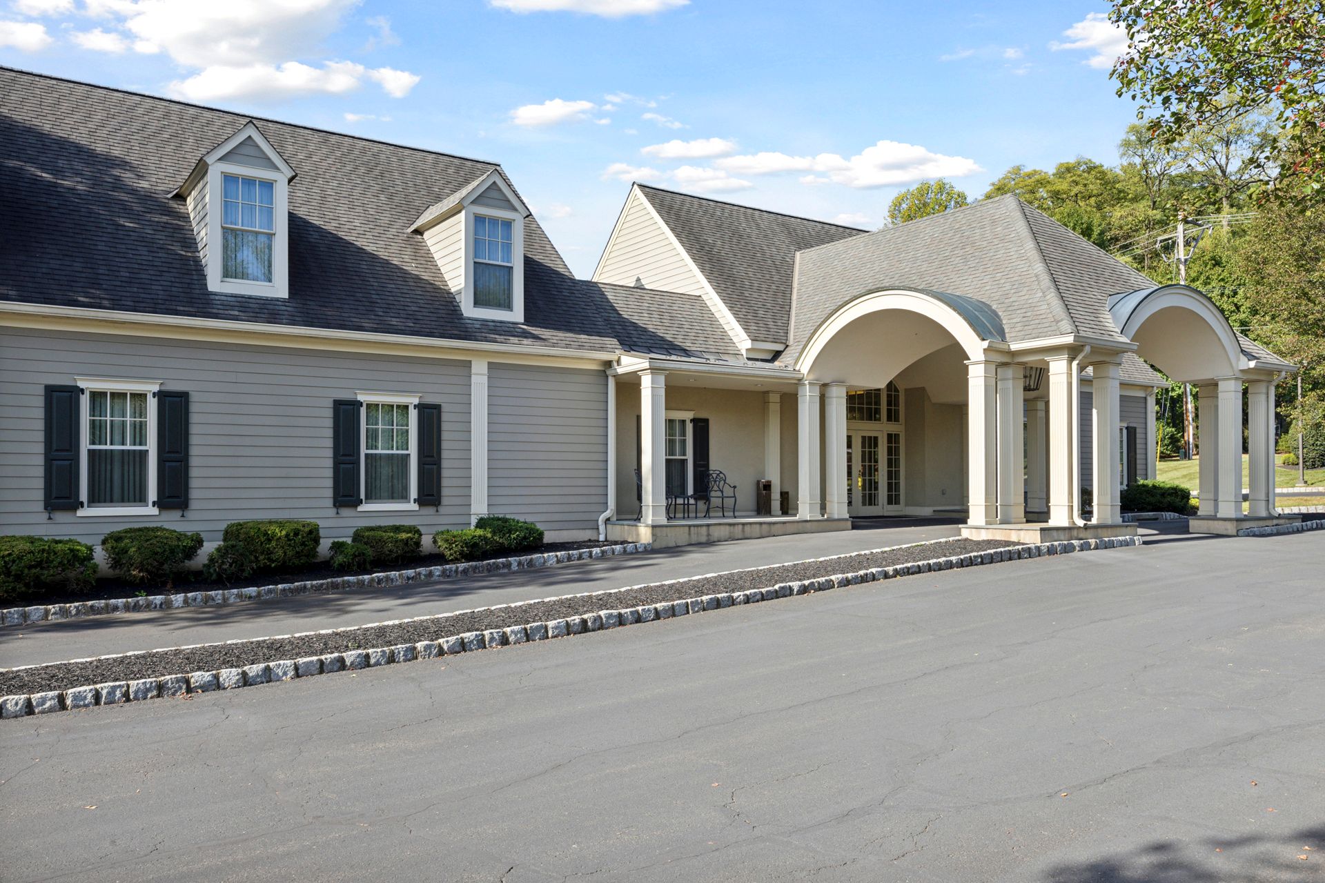 Facility Tour | Reed and Steinbach Funeral Home