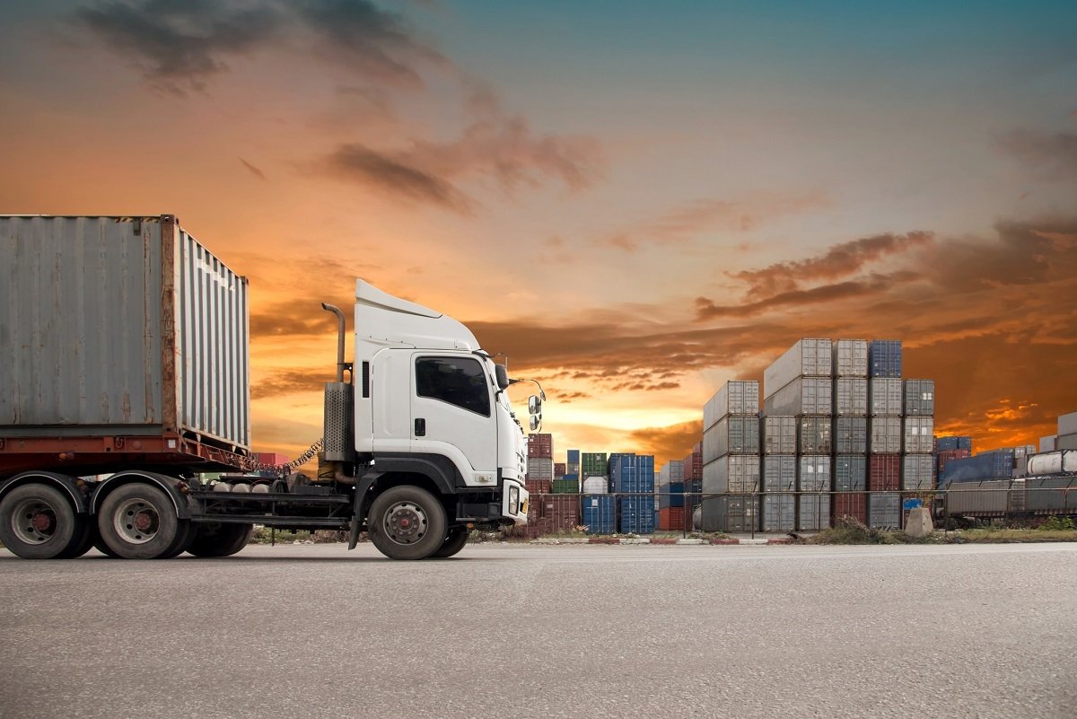 Home Page | St. Louis, MO | Thunderstone Logistics