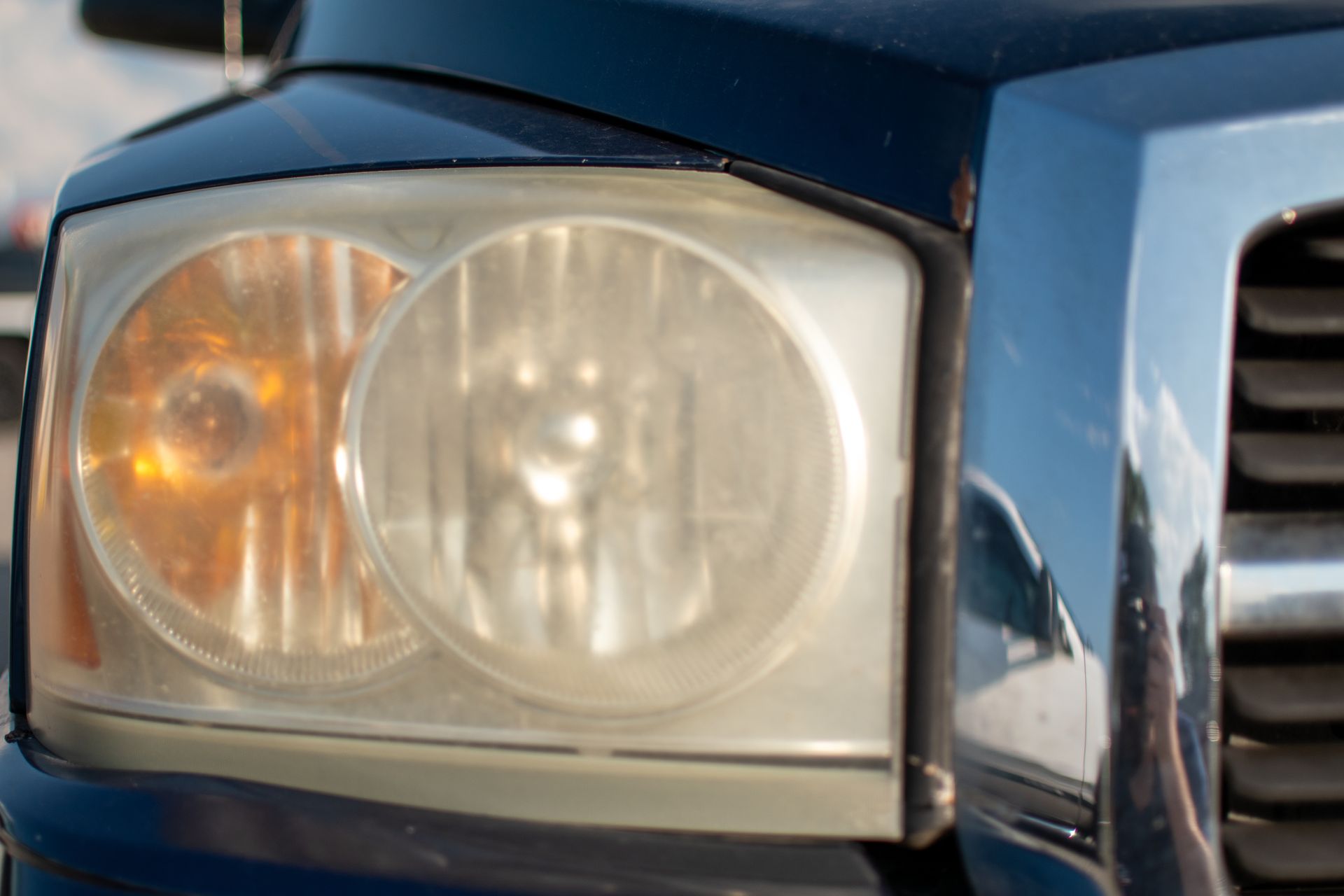 Headlight Safety Tips | David's Automotive Repair