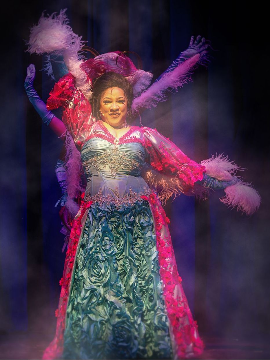 SHOWS | New Theatre & Restaurant KC