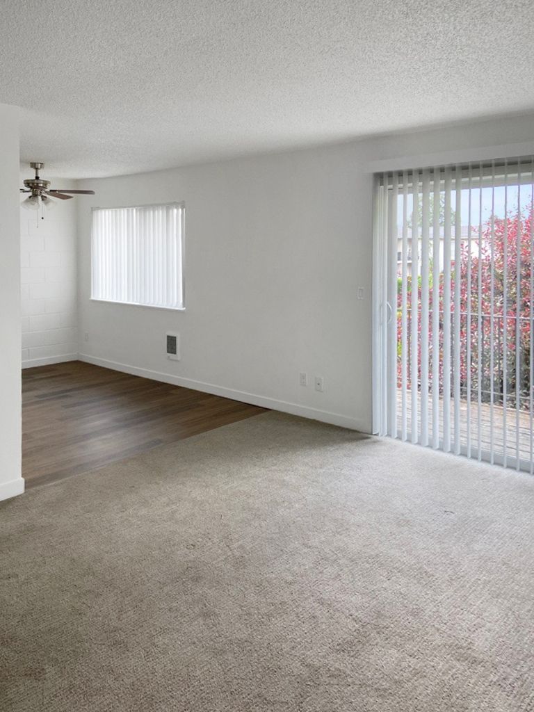 Photos | Covington Square Apartments
