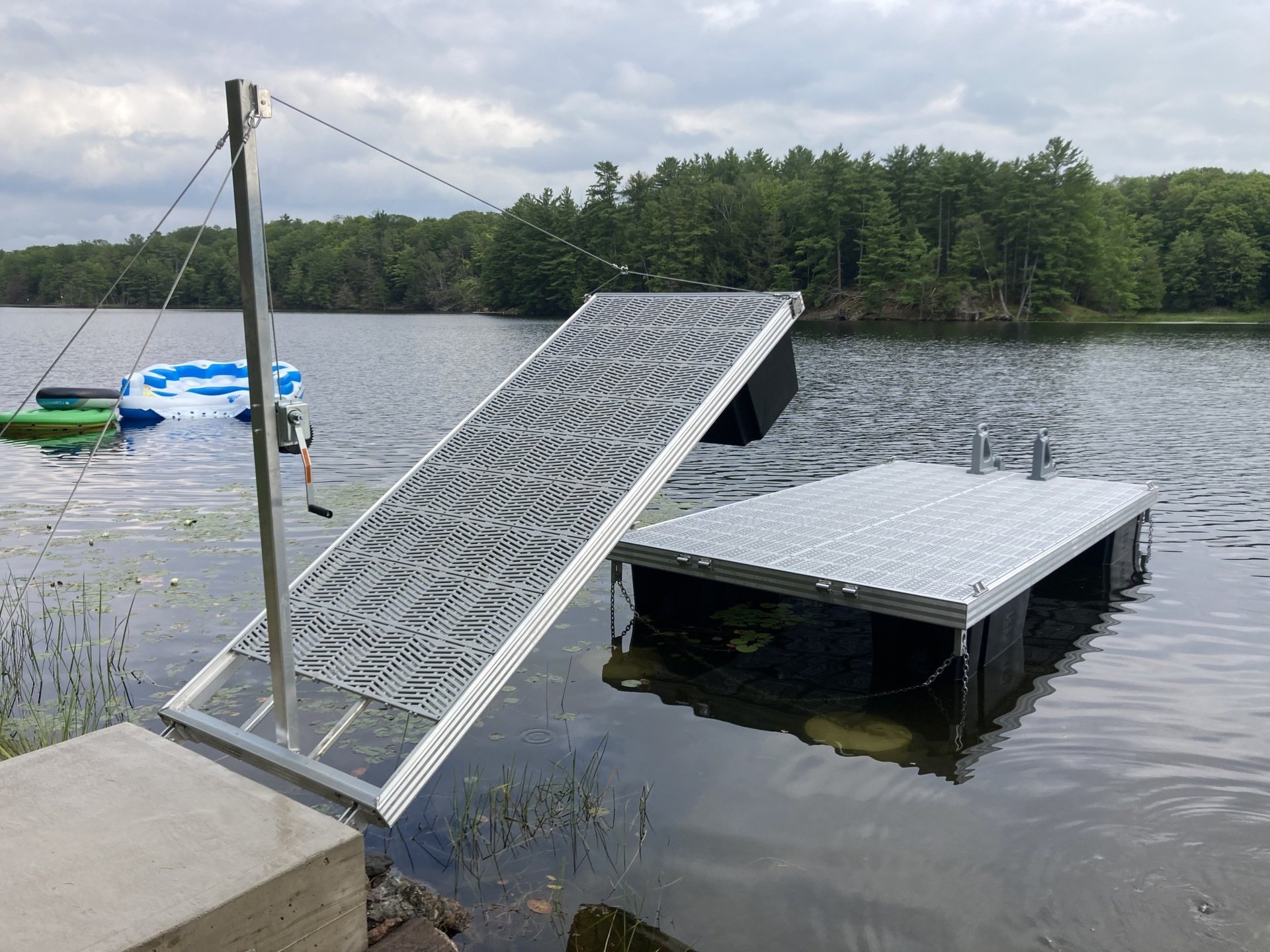 C&M Superior Systems - Tower Lift Docks