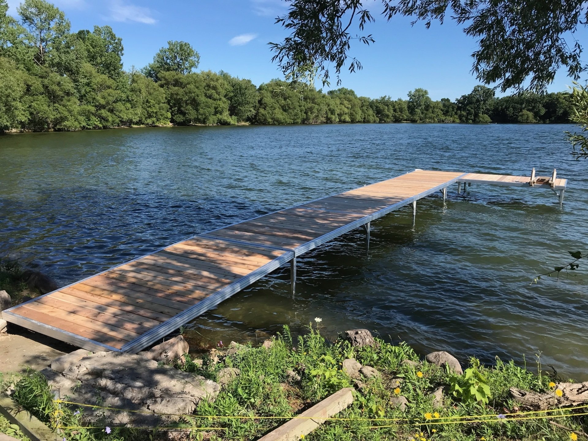 C&M Superior Systems - Pole Docks