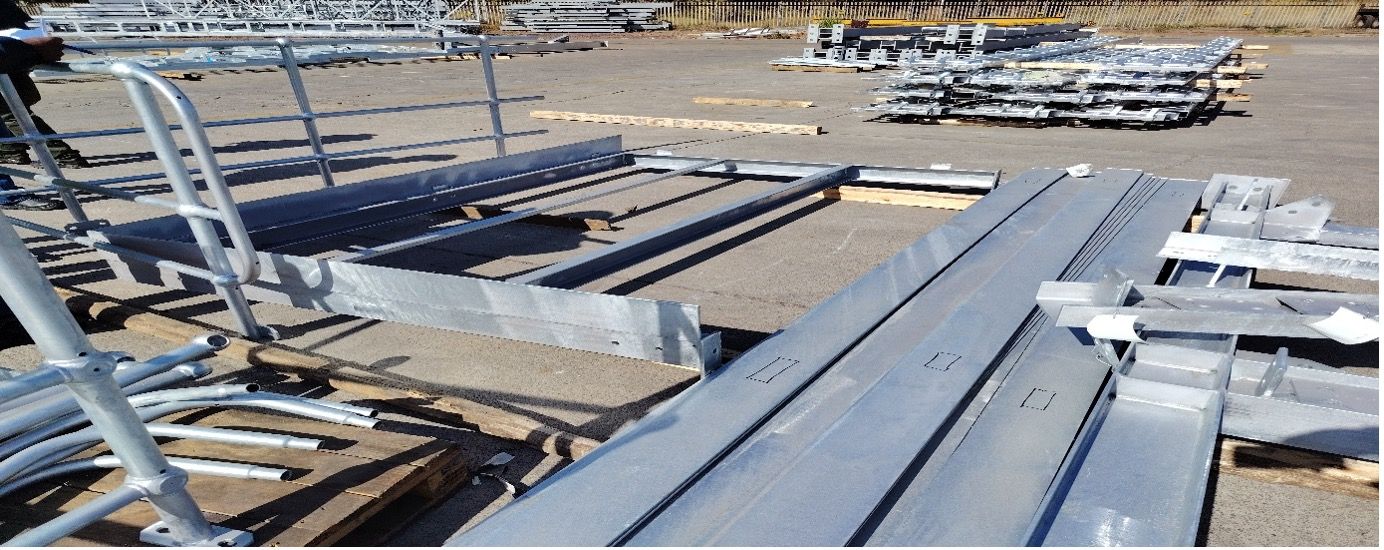 Cross Dam – Access Plat form to Sleeve Valves