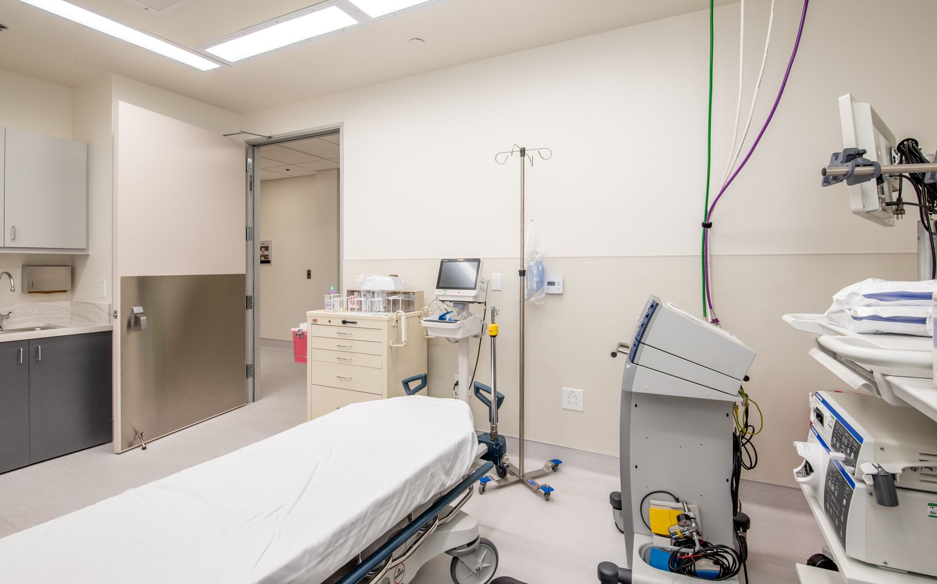 San Luis Builders | Corona Heights Surgery Center | Dental Office ...