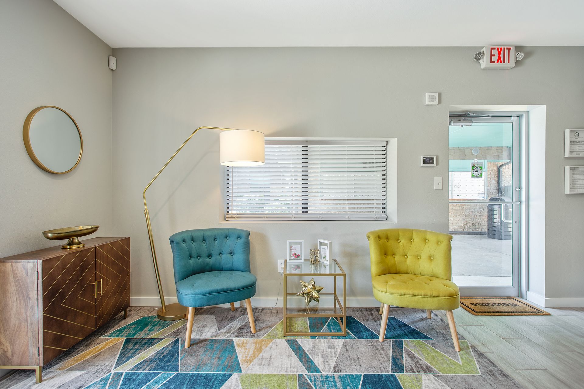 Community and Apartment Details of Radius Apartments in Norman, OK