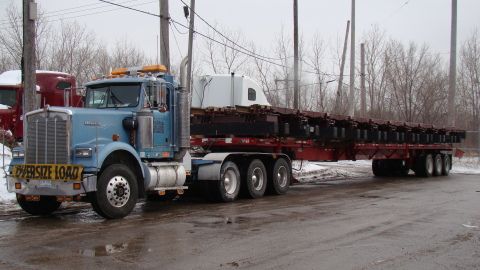 Freight Shipping for Loads of Any Size | Valente Trucking Inc.